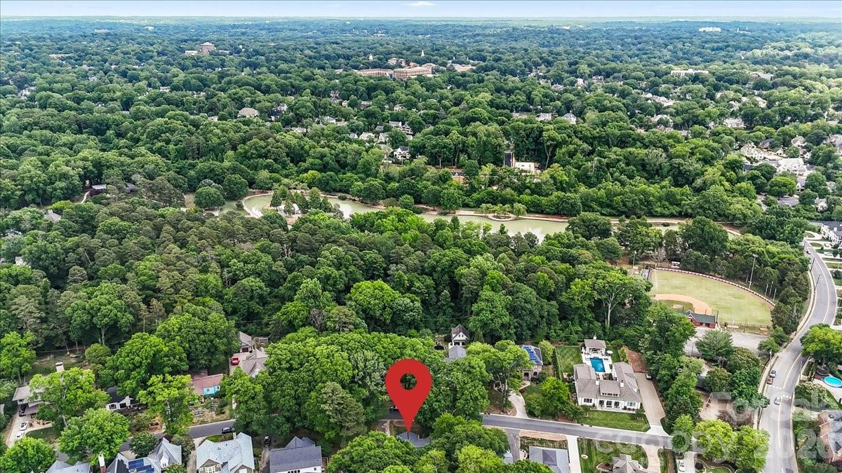 Photo 42 of 3000 Forest Park Drive, Charlotte, NC