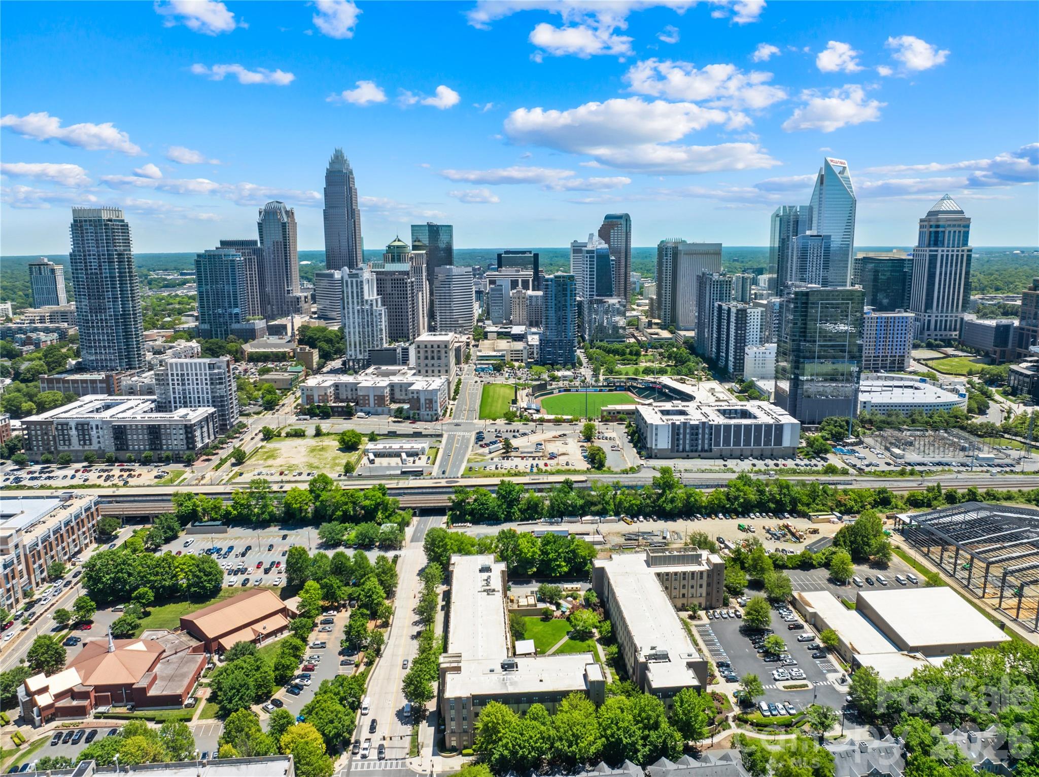 Photo 35 of 718 W Trade Street603, Charlotte, NC