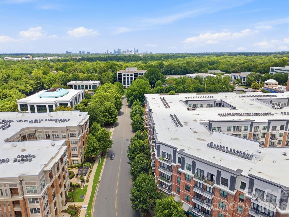 Photo 31 of 4620 Piedmont Row Drive714, Charlotte, NC