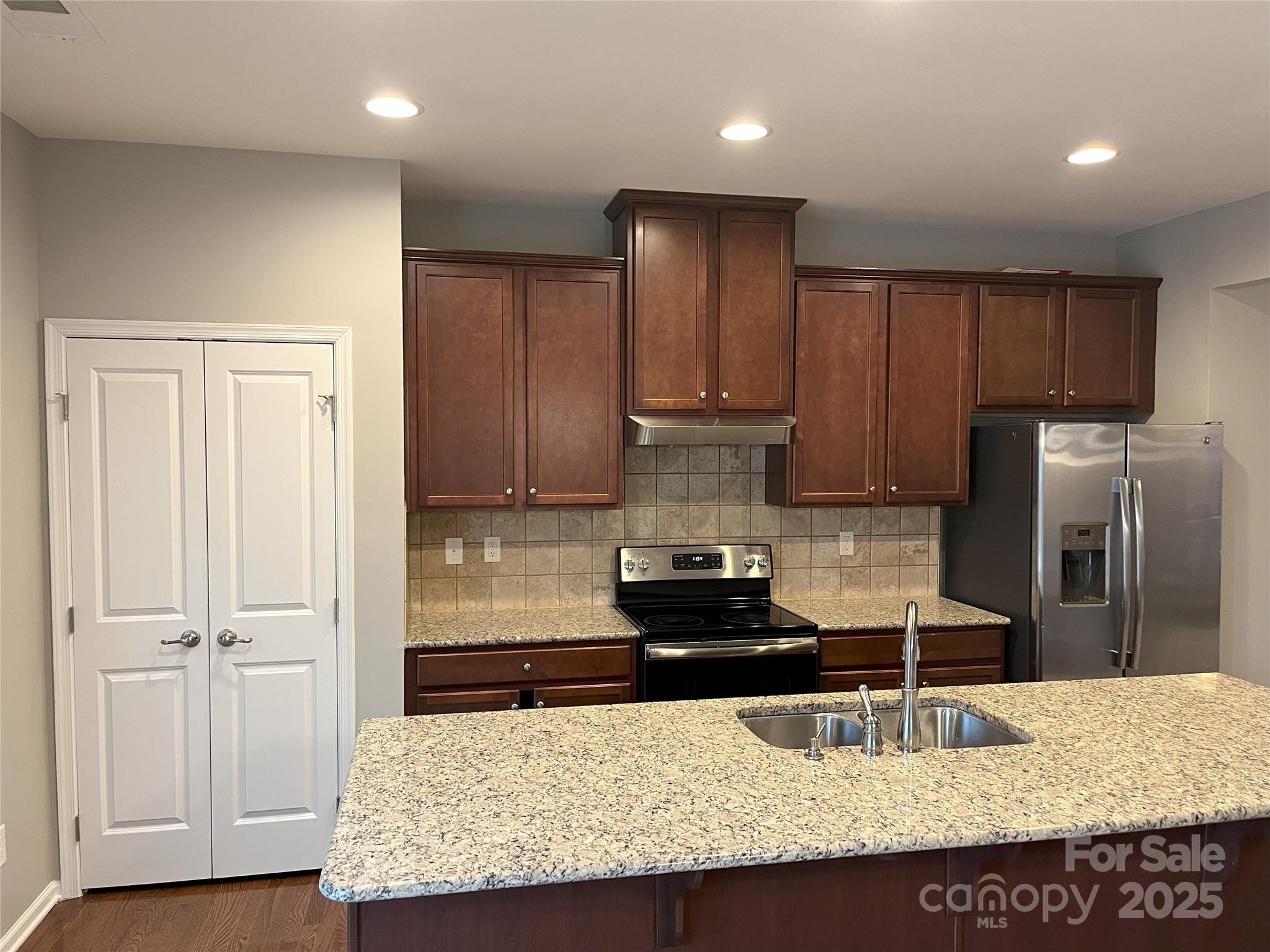 Photo 5 of 11724 Blessington Road, Huntersville, NC