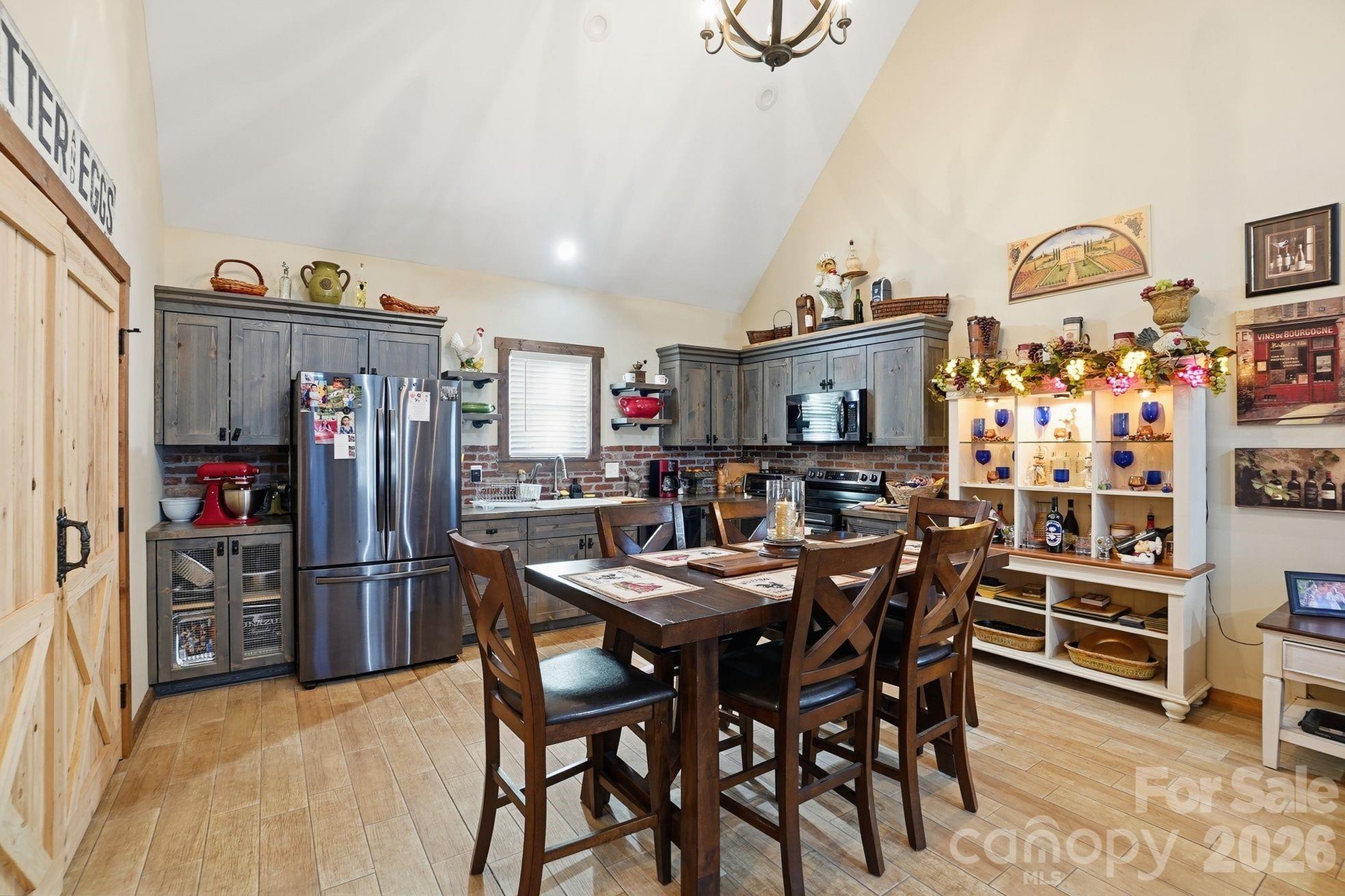 4592 Reid Road, Edgemoor, SC - photo 6 of 44
