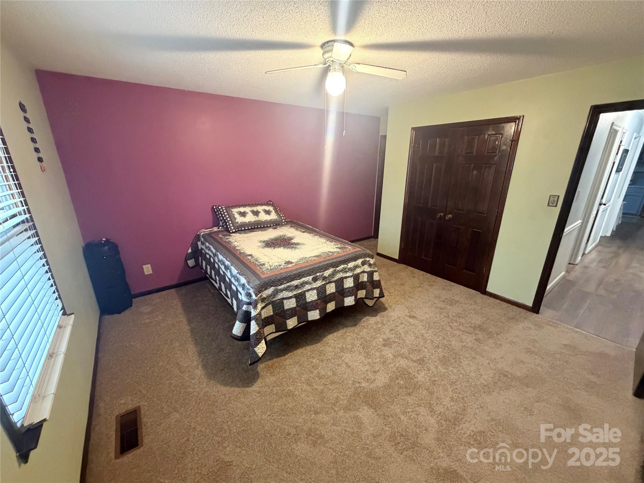 Home for sale at 709 Woodside Drive, Kings Mountain, NC — photo 10 of 25
