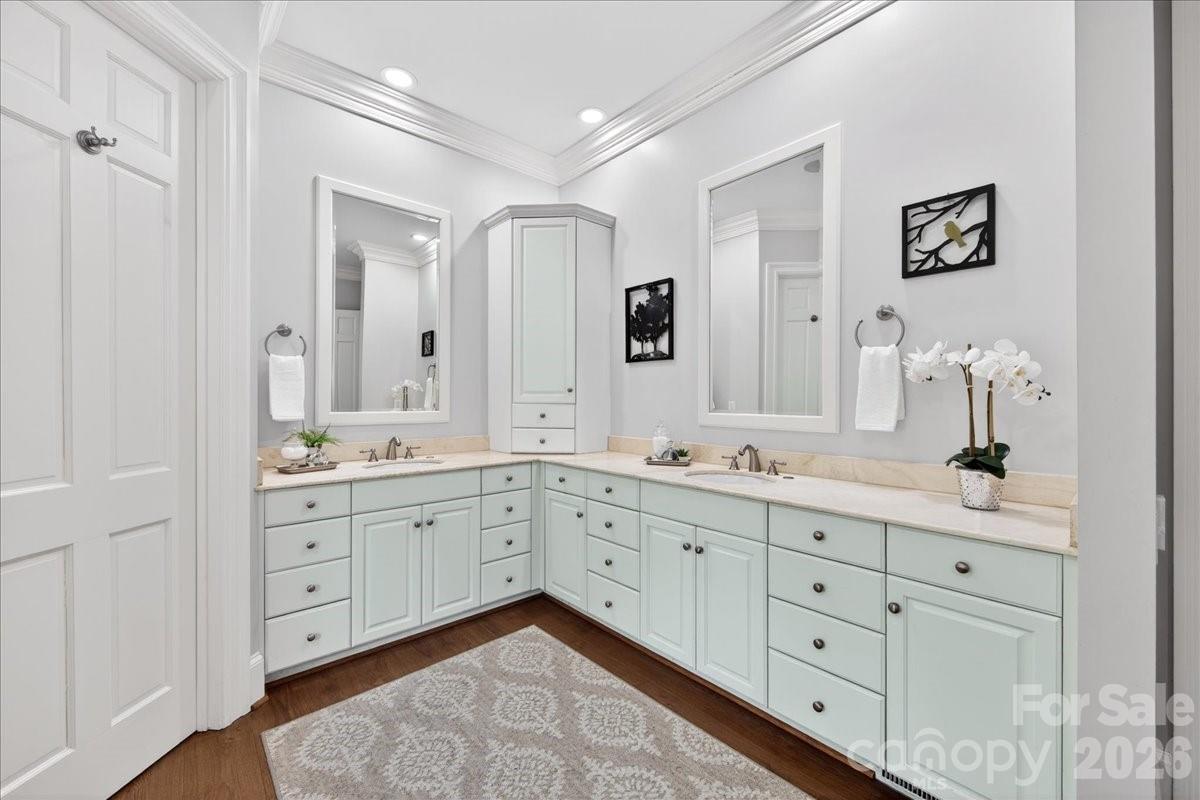 2135 Sharon Avenue, Charlotte, NC - photo 15 of 44