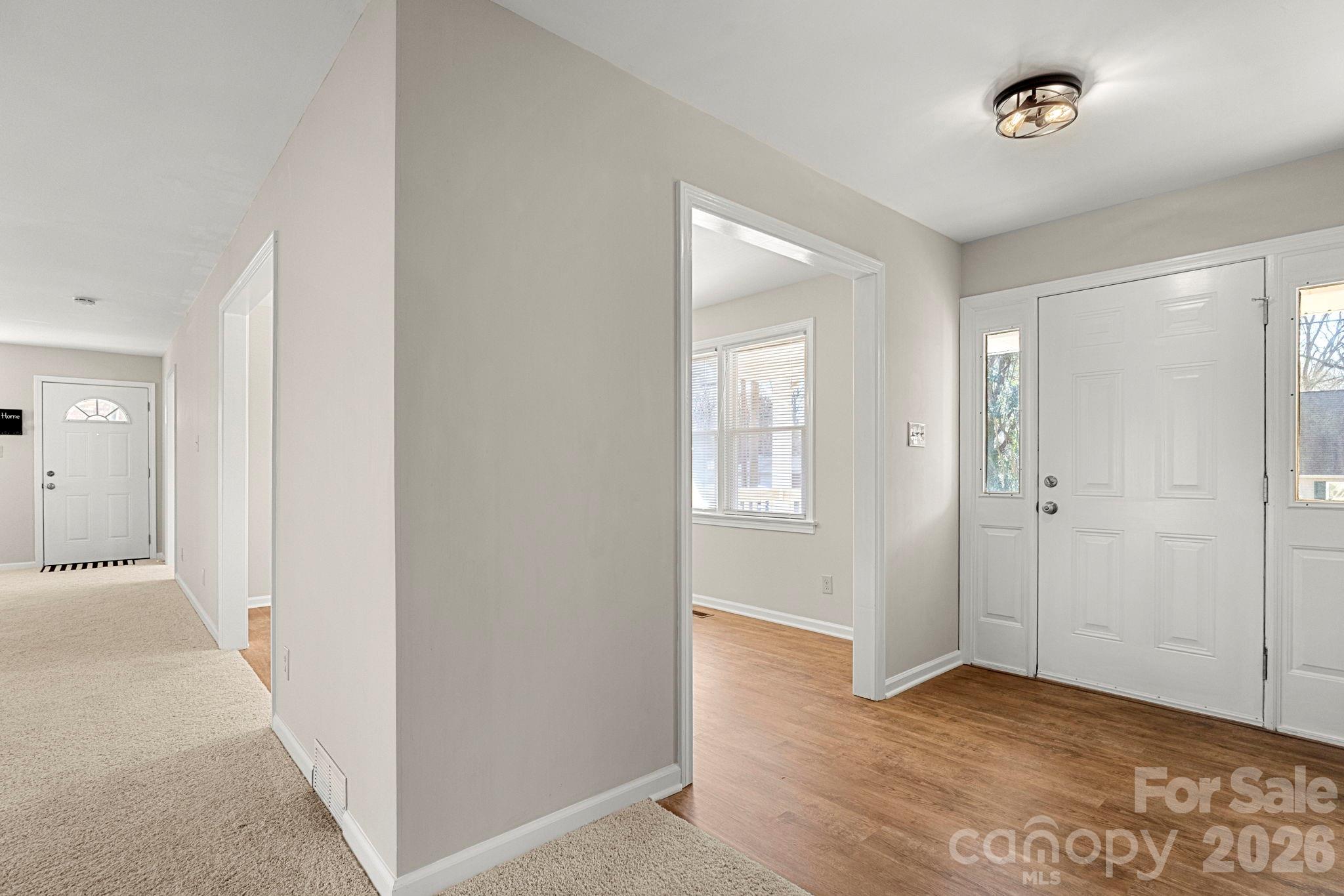 Photo 3 of 322 Holland Circle, Statesville, NC