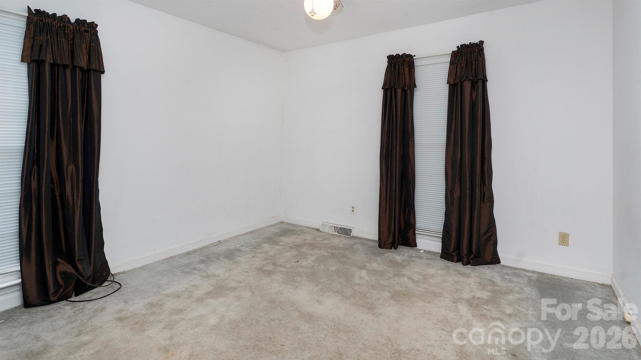 Photo 3 of 1141 Cameo Court, Charlotte, NC