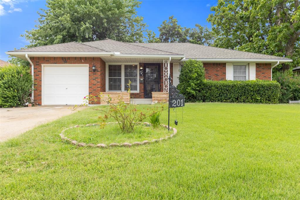 Midwest City Real Estate: 201 W Steed Drive OK 73110 $149,900