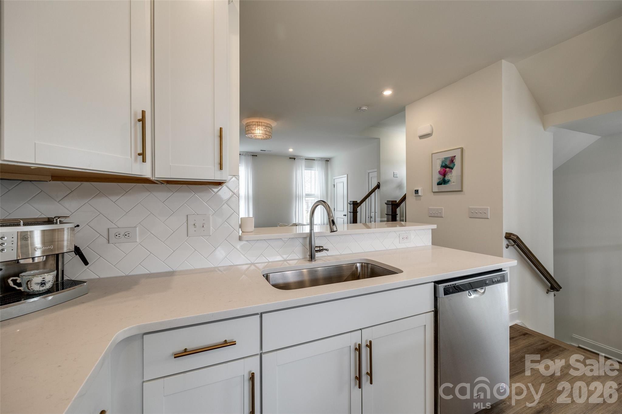 Photo 5 of 400 Simeon Drive, Charlotte, NC