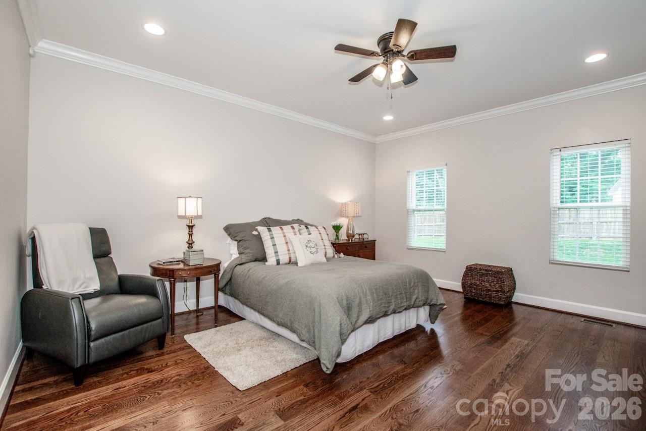 Photo 24 of 3211 Oakdale Road, Charlotte, NC