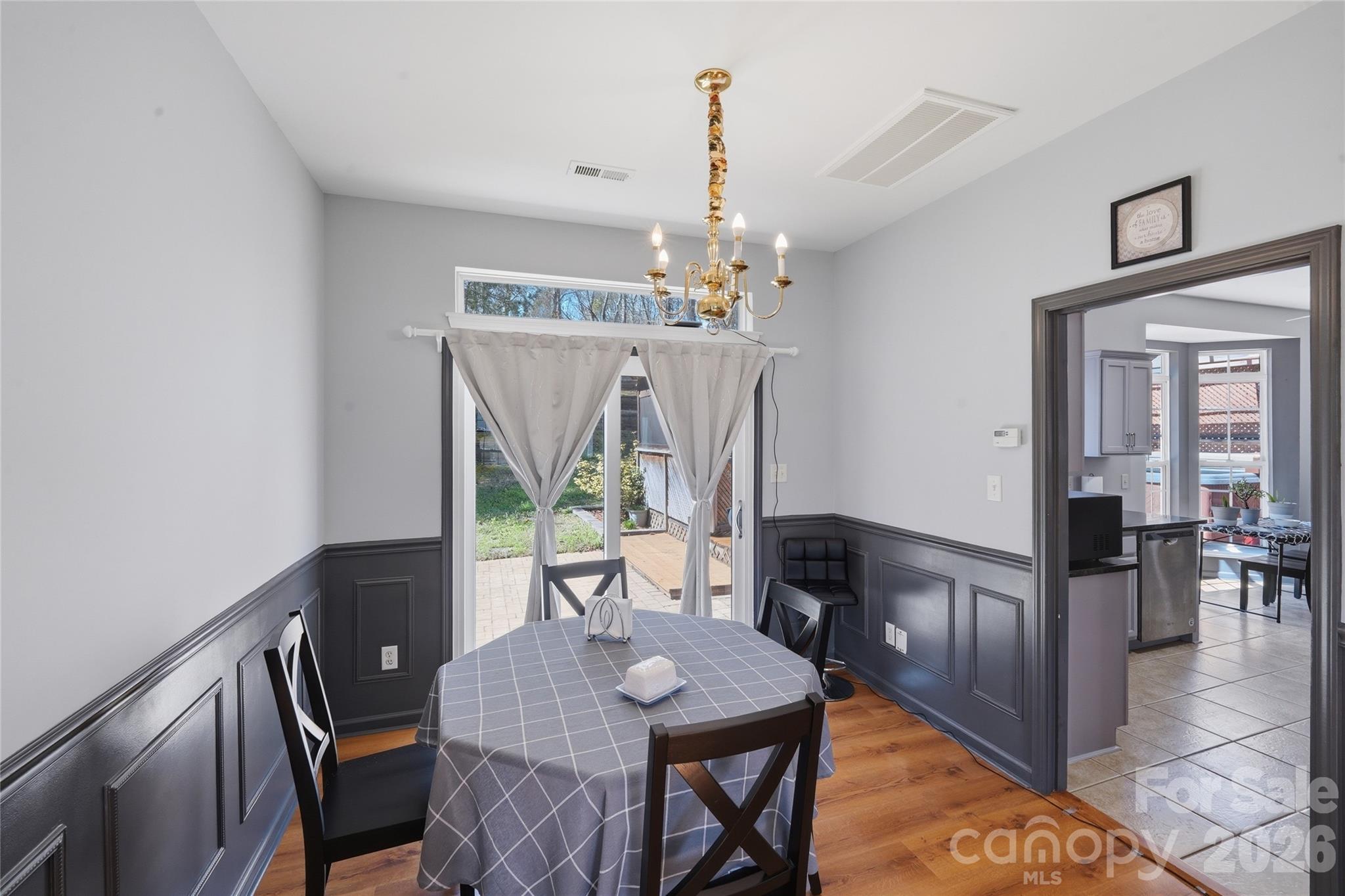 Photo 4 of 9541 Green Apple Drive, Charlotte, NC