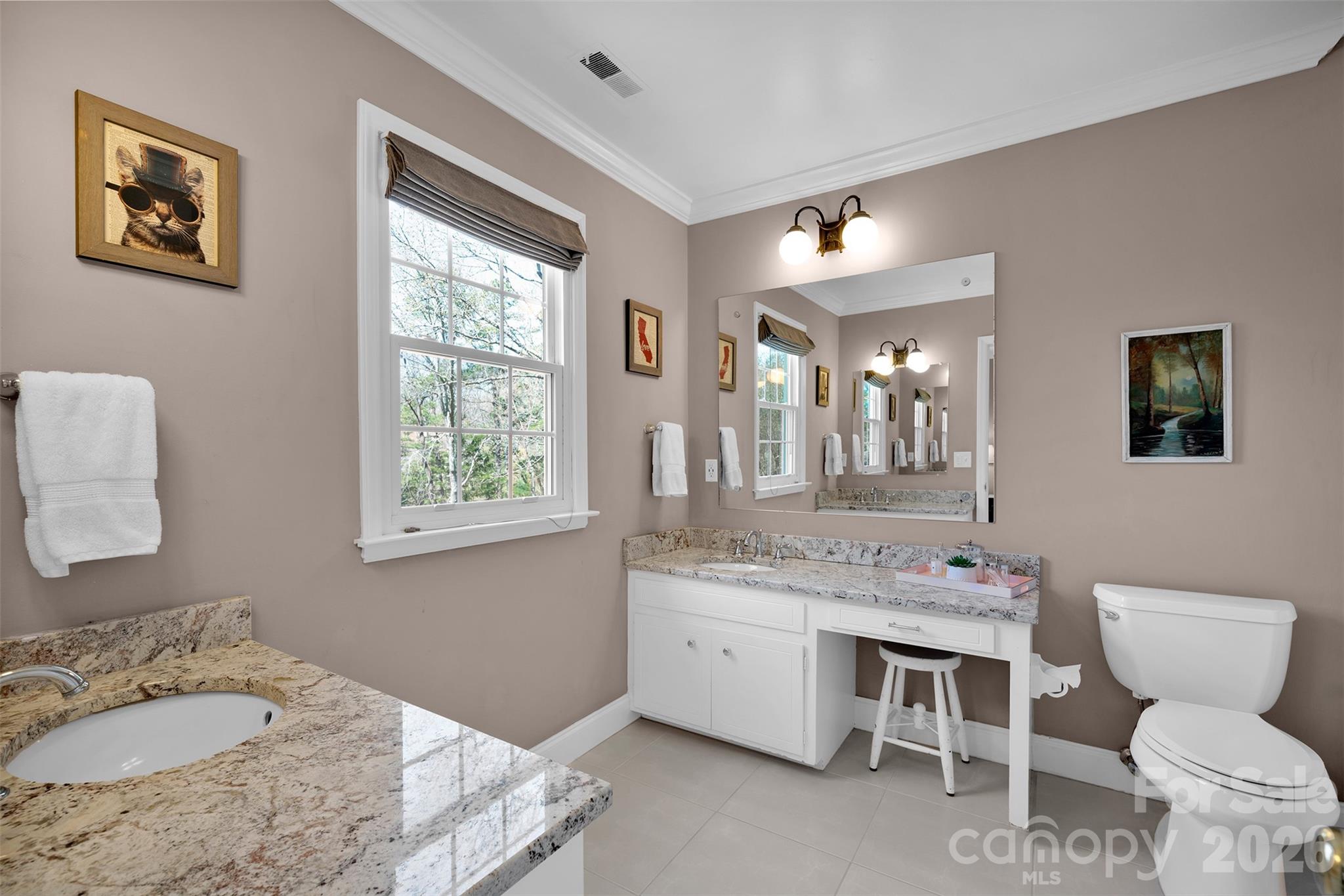 Photo 23 of 421 Sardis Lane, Charlotte, NC