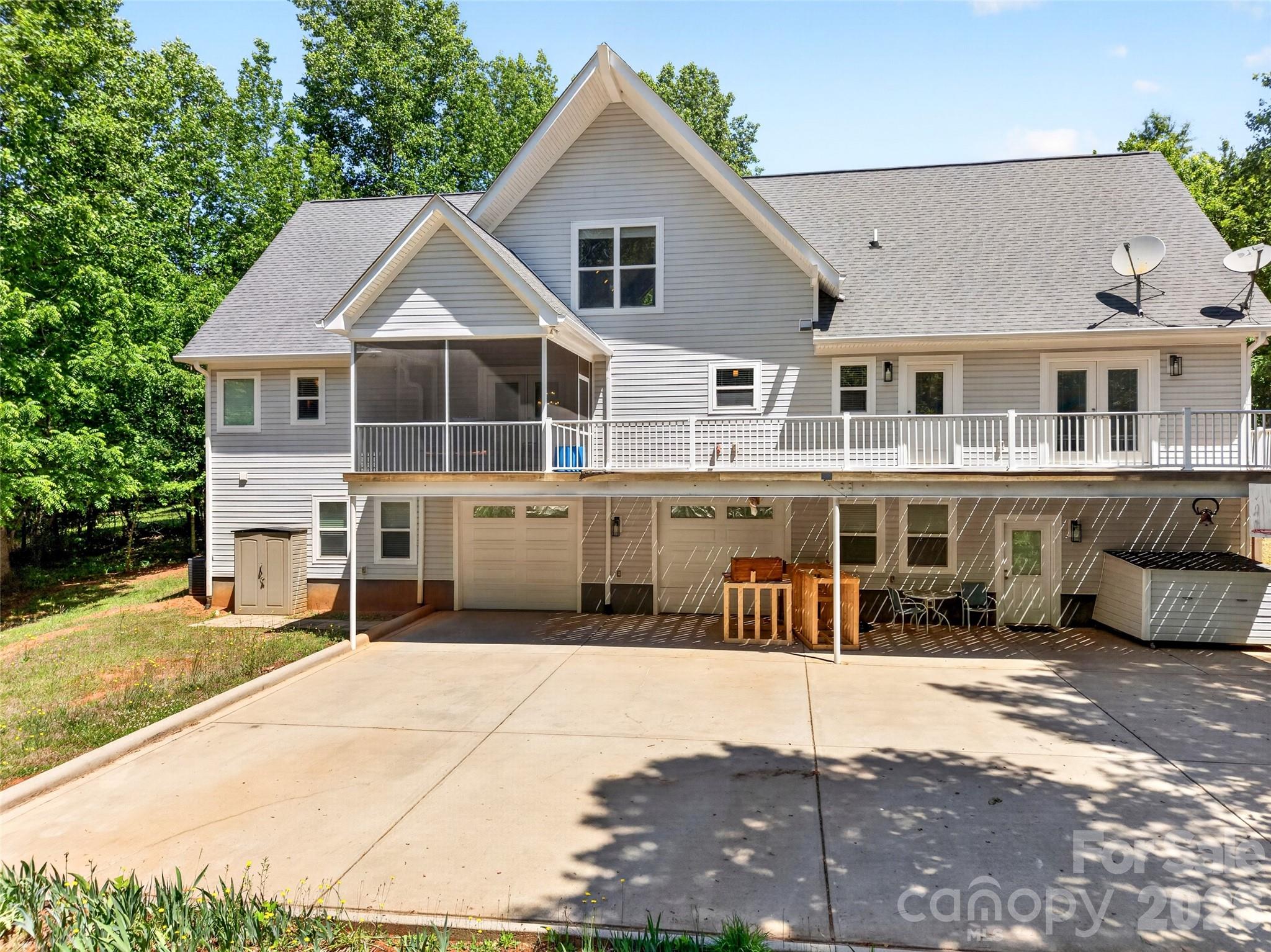 2977 Cabin Creek Drive, Catawba, NC - photo 4 of 46