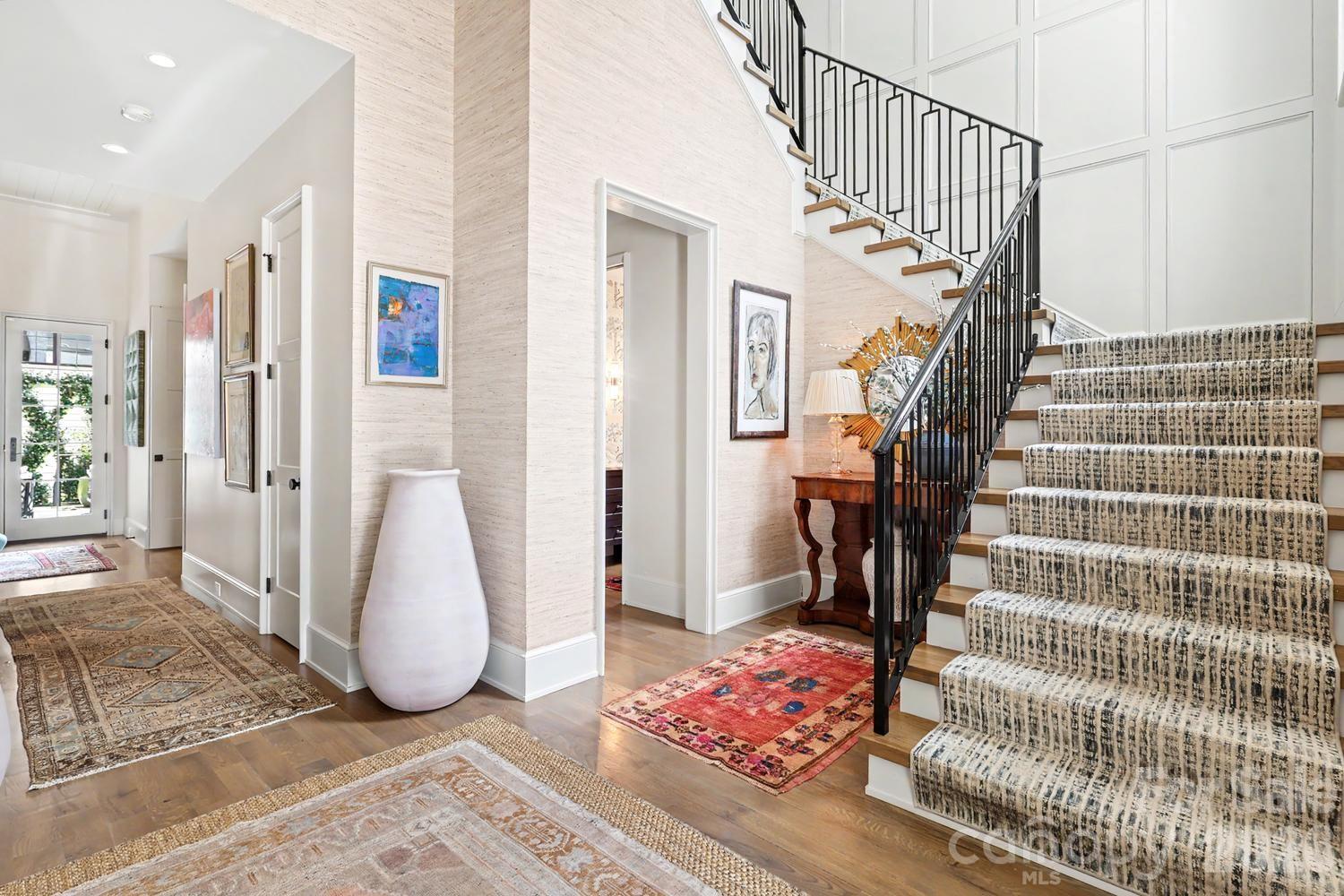 Home for sale at 2310 Beverly Drive, Charlotte, NC — photo 4 of 48