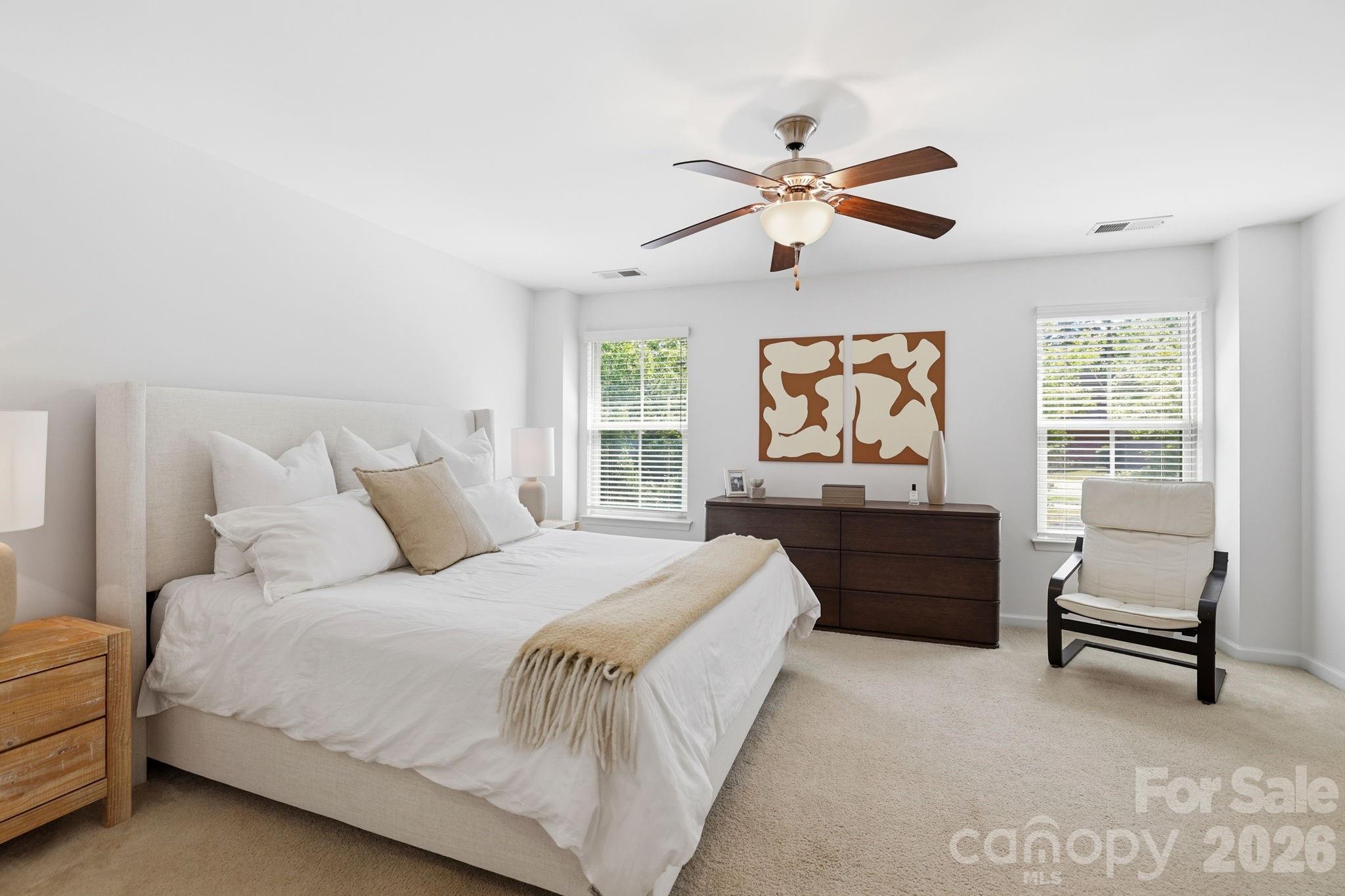 Photo 15 of 1819 Fleetwood Drive, Charlotte, NC