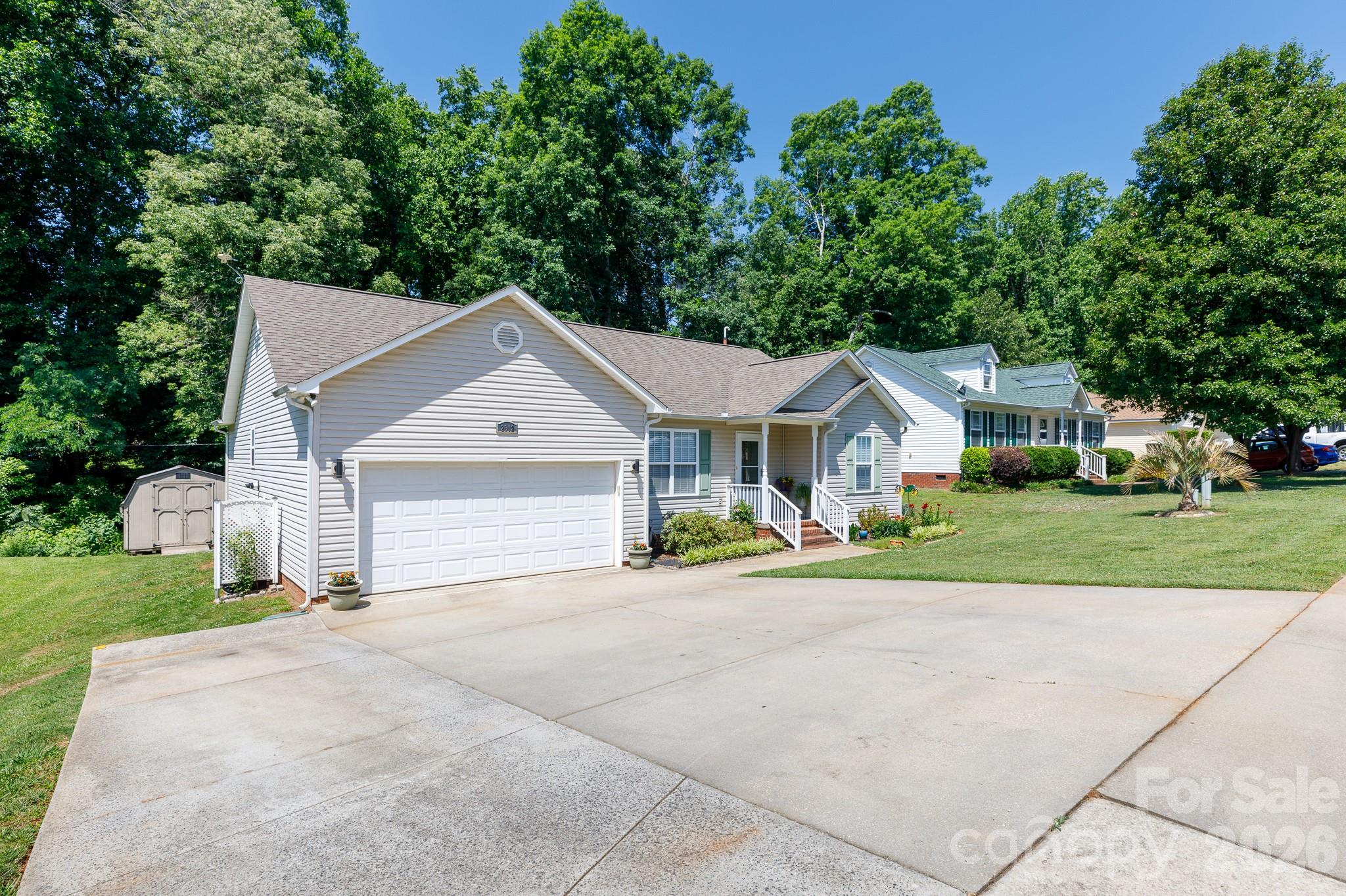 2312 Nuthatch Drive, Rock Hill, SC - photo 3 of 34