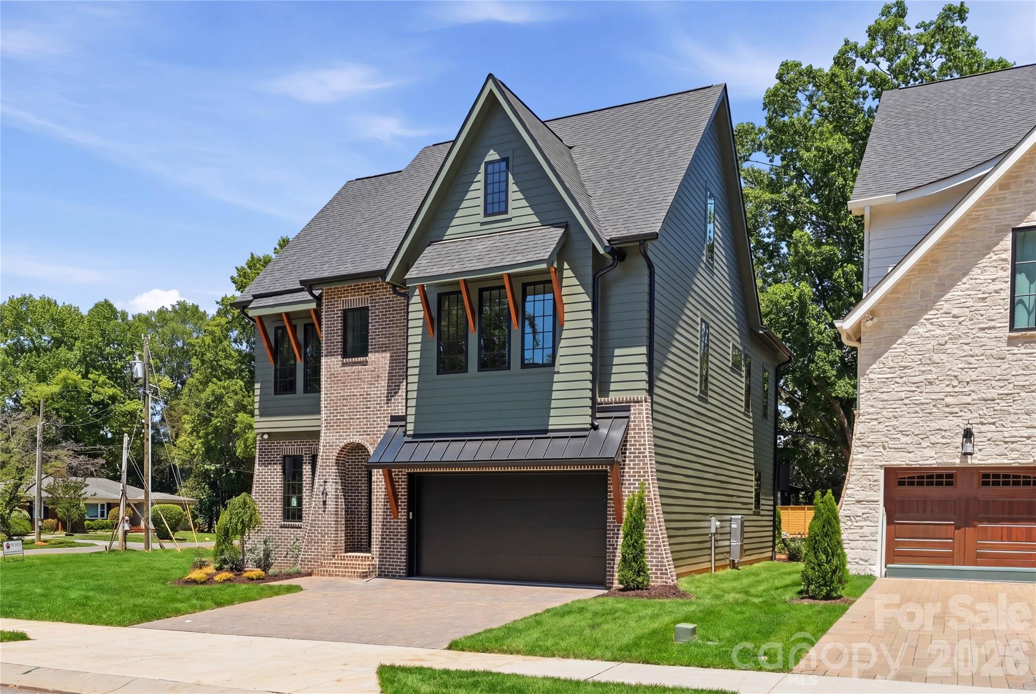 Photo 2 of 709 Bertonley Avenue, Charlotte, NC