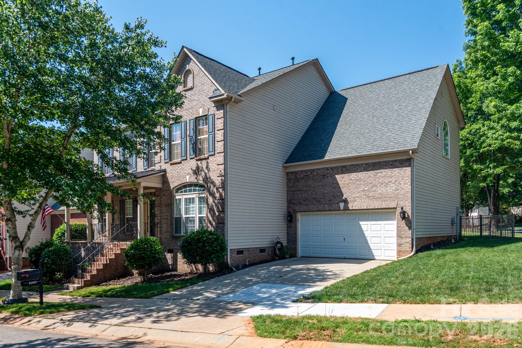 15417 Troubadour Lane, Huntersville, NC - photo 2 of 42