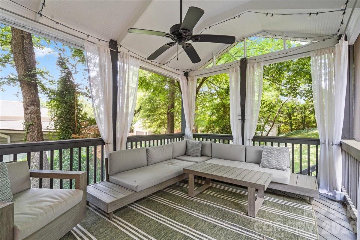 Photo 16 of 3000 Forest Park Drive, Charlotte, NC