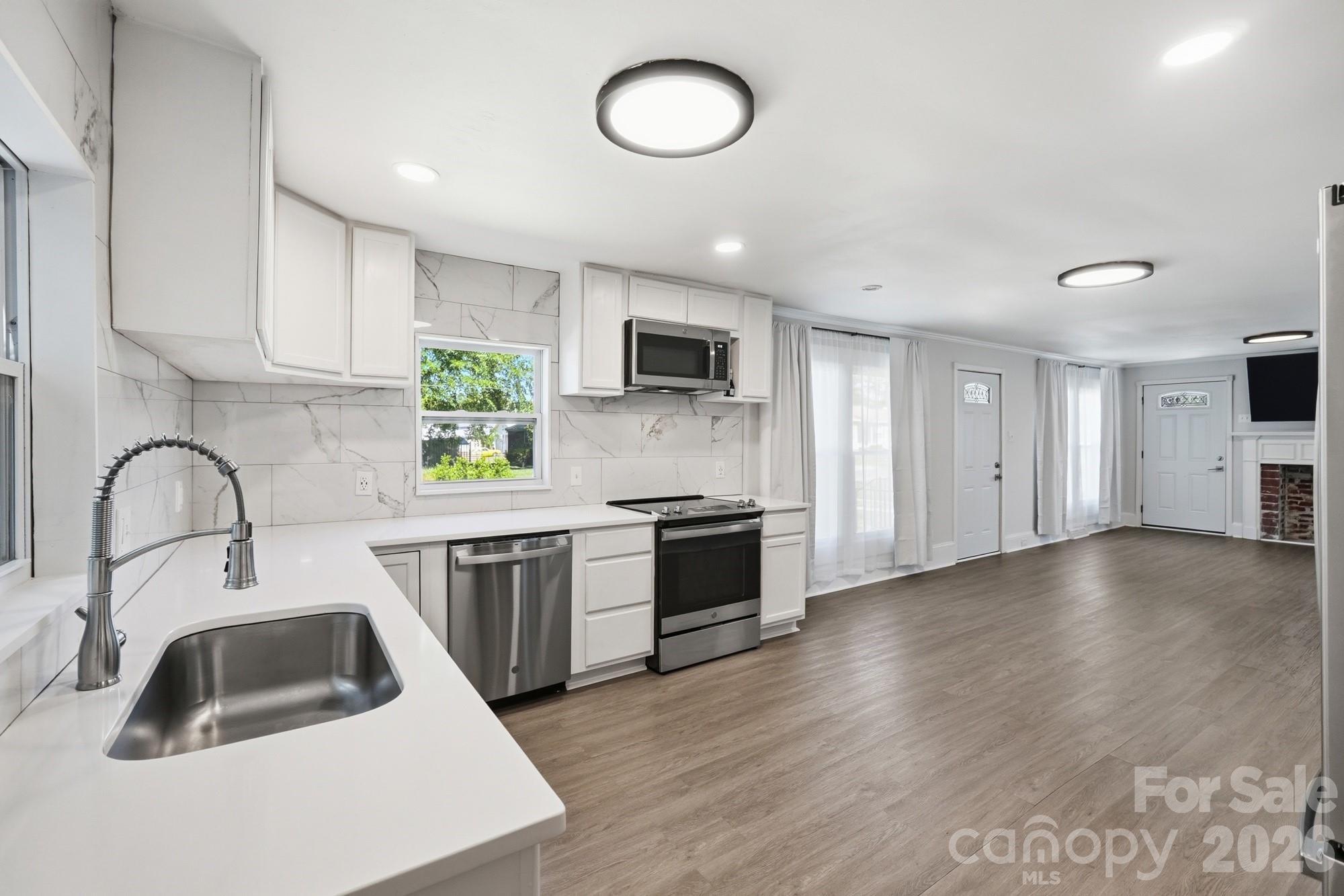 912 Laura Avenue, Kannapolis, NC - photo 6 of 27