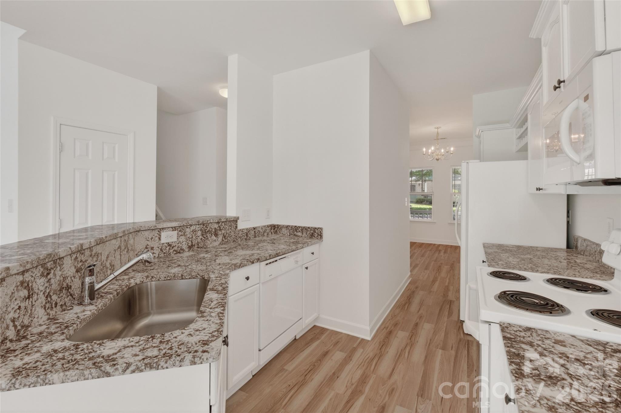 336 Doughton Lane, Charlotte, NC - photo 13 of 34