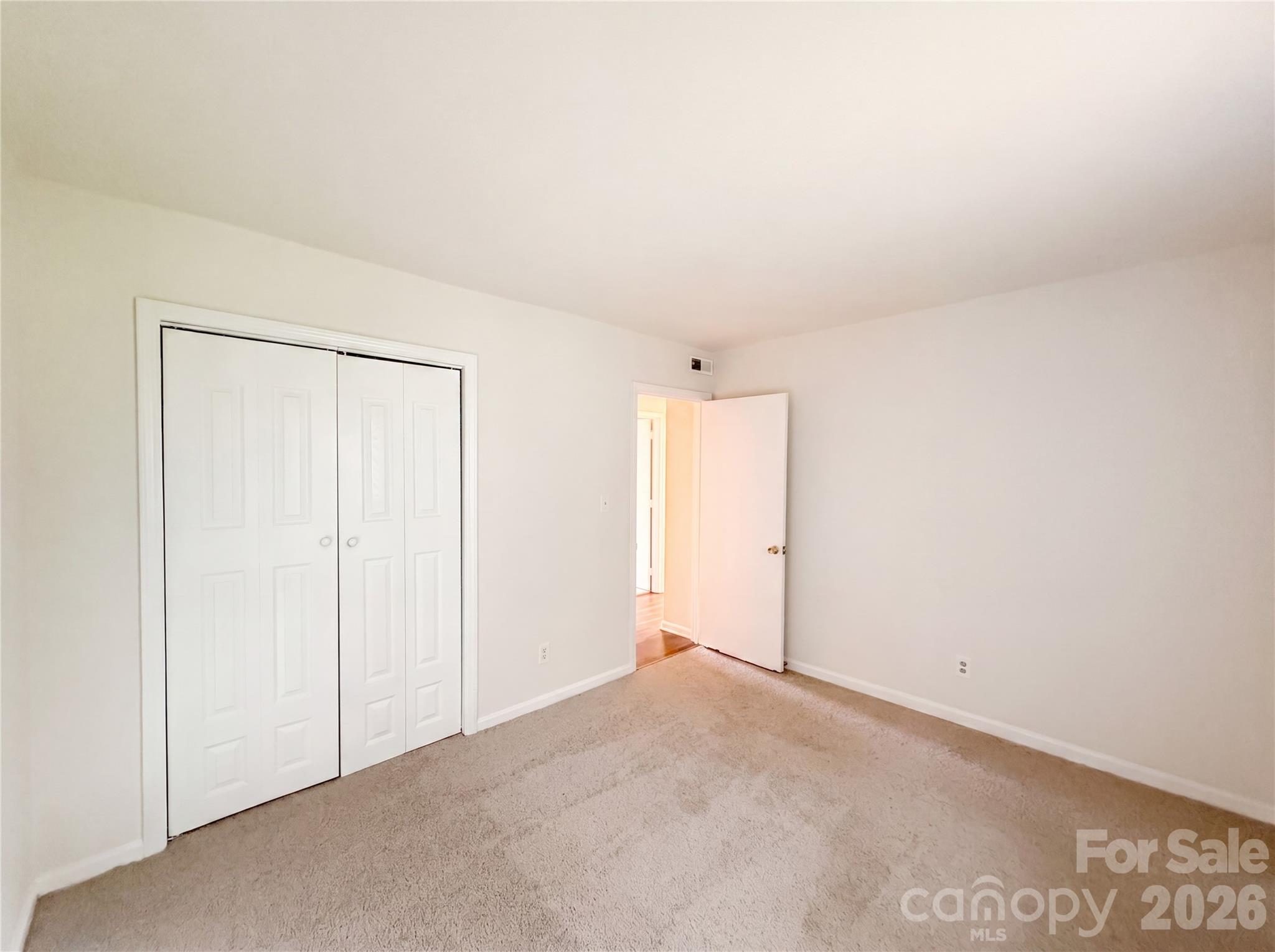 Photo 12 of 10015 Garth Wood Road, Charlotte, NC