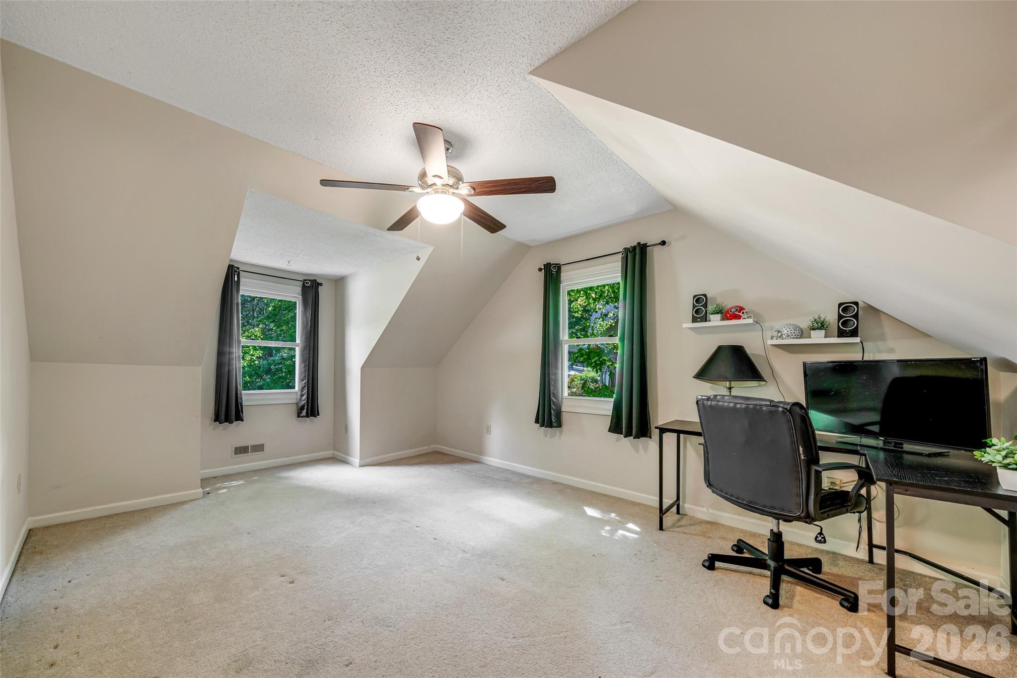 18 Tarragon Place, Flat Rock, NC - photo 35 of 49