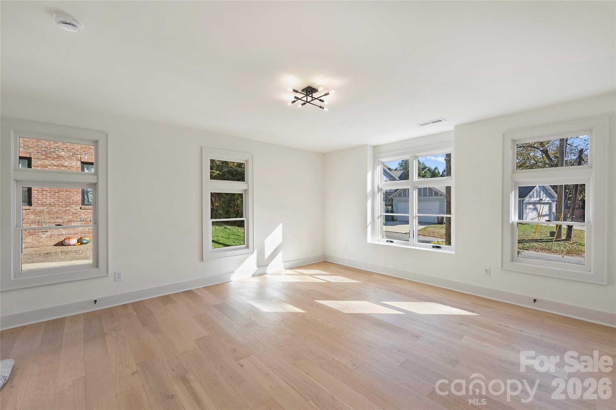 2027 Thurmond Place, Charlotte, NC - photo 16 of 18