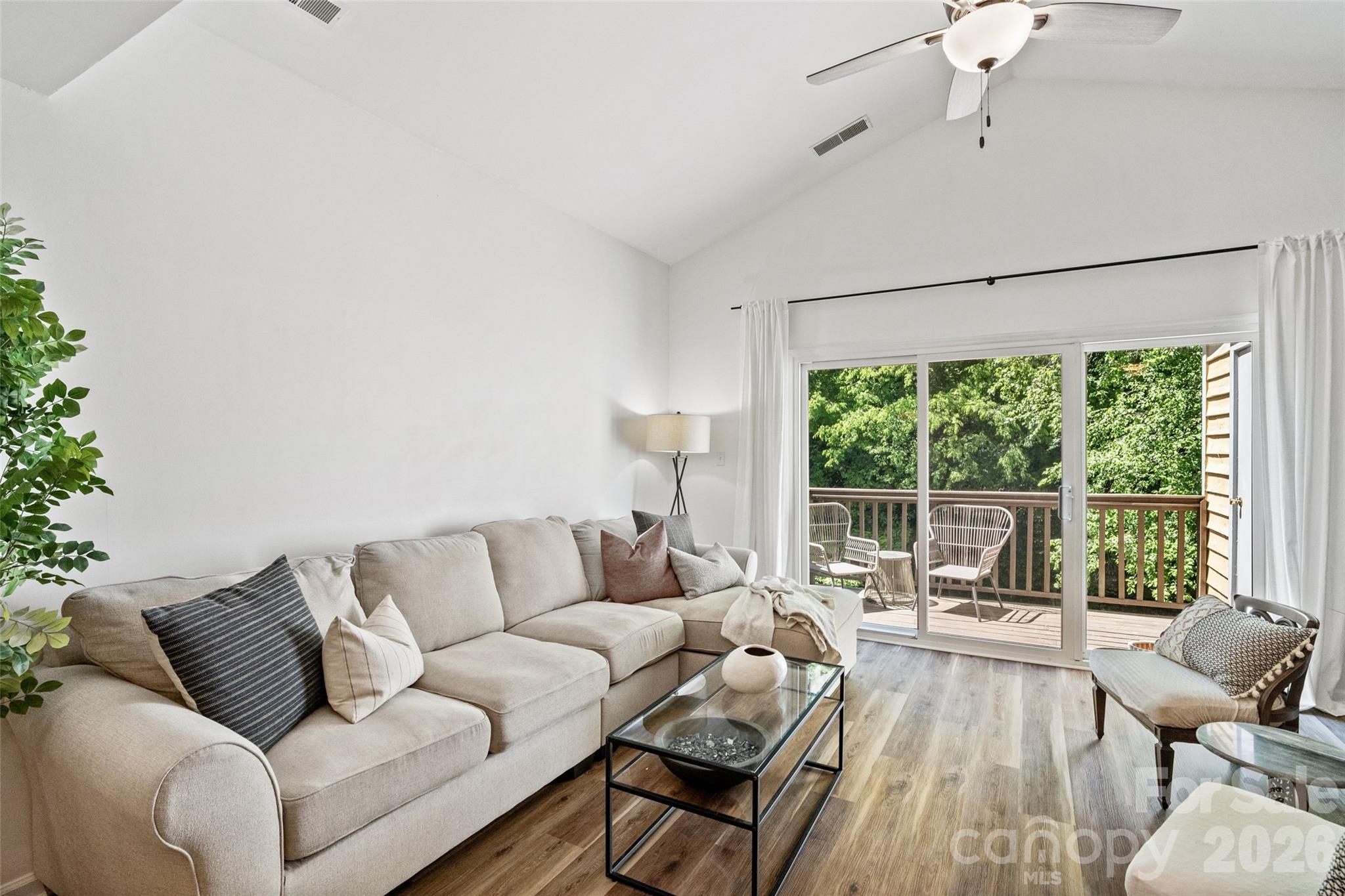 Photo 15 of 3302 Selwyn Farms Lane7, Charlotte, NC