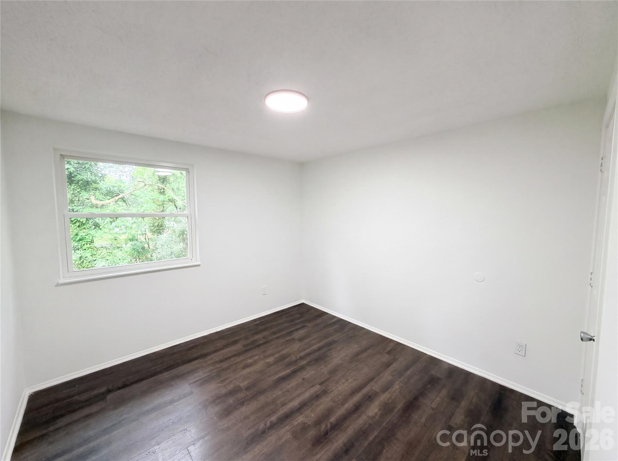 Photo 4 of 8435 Othello Place, Charlotte, NC