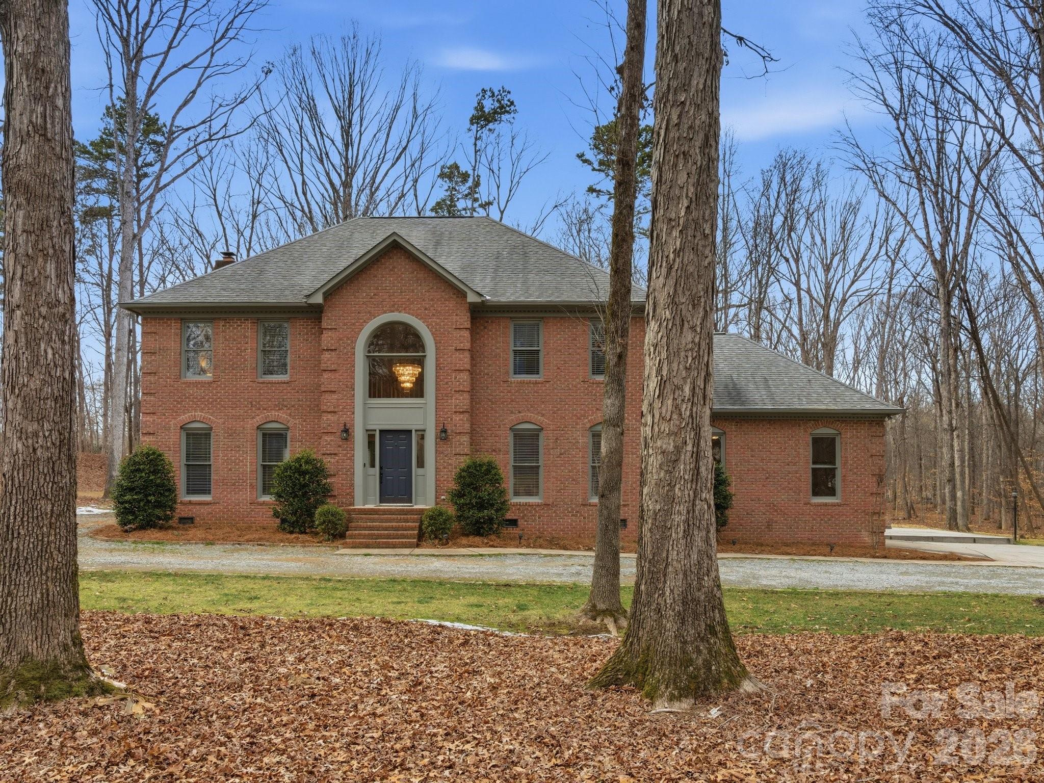 6700 Tree Hill Road, Matthews, NC