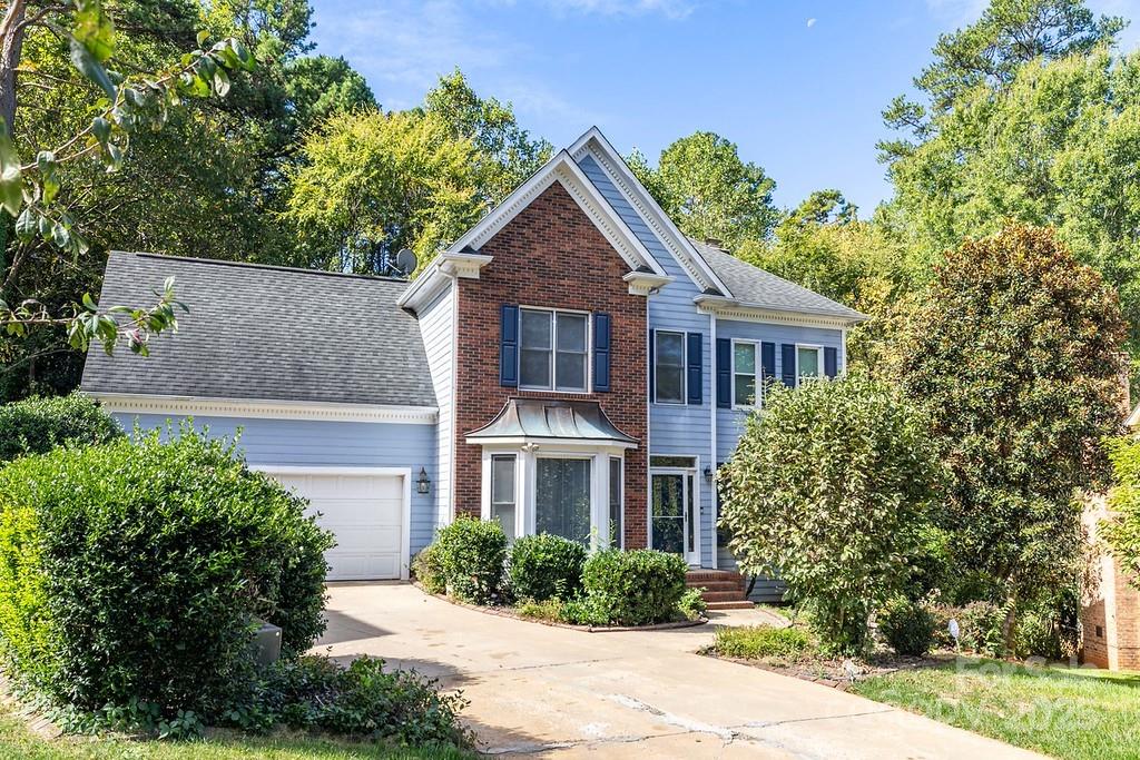 Photo 2 of 5238 Downing Creek Drive, Charlotte, NC
