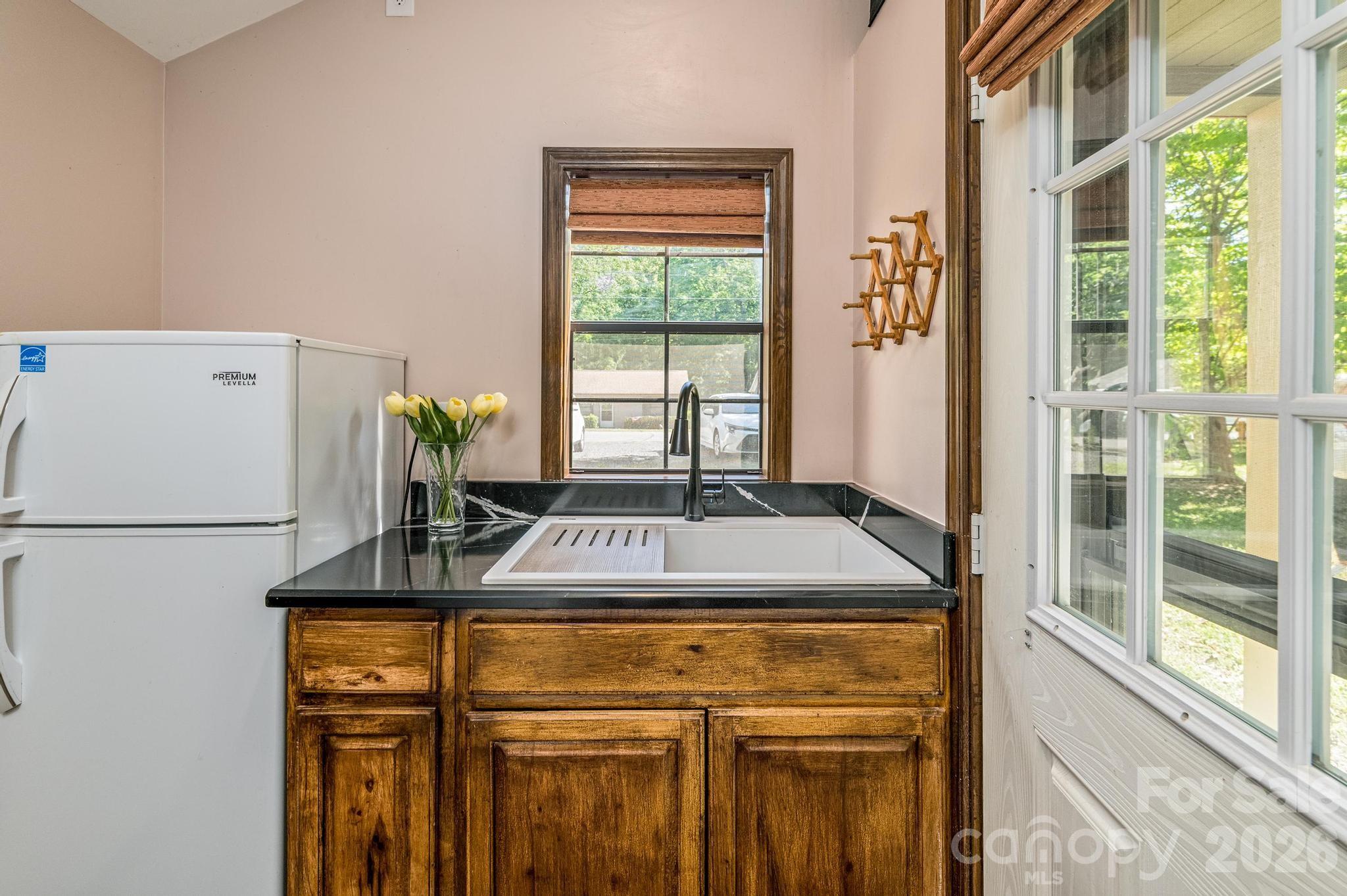 Photo 22 of 3828 Oakwood Road, Charlotte, NC