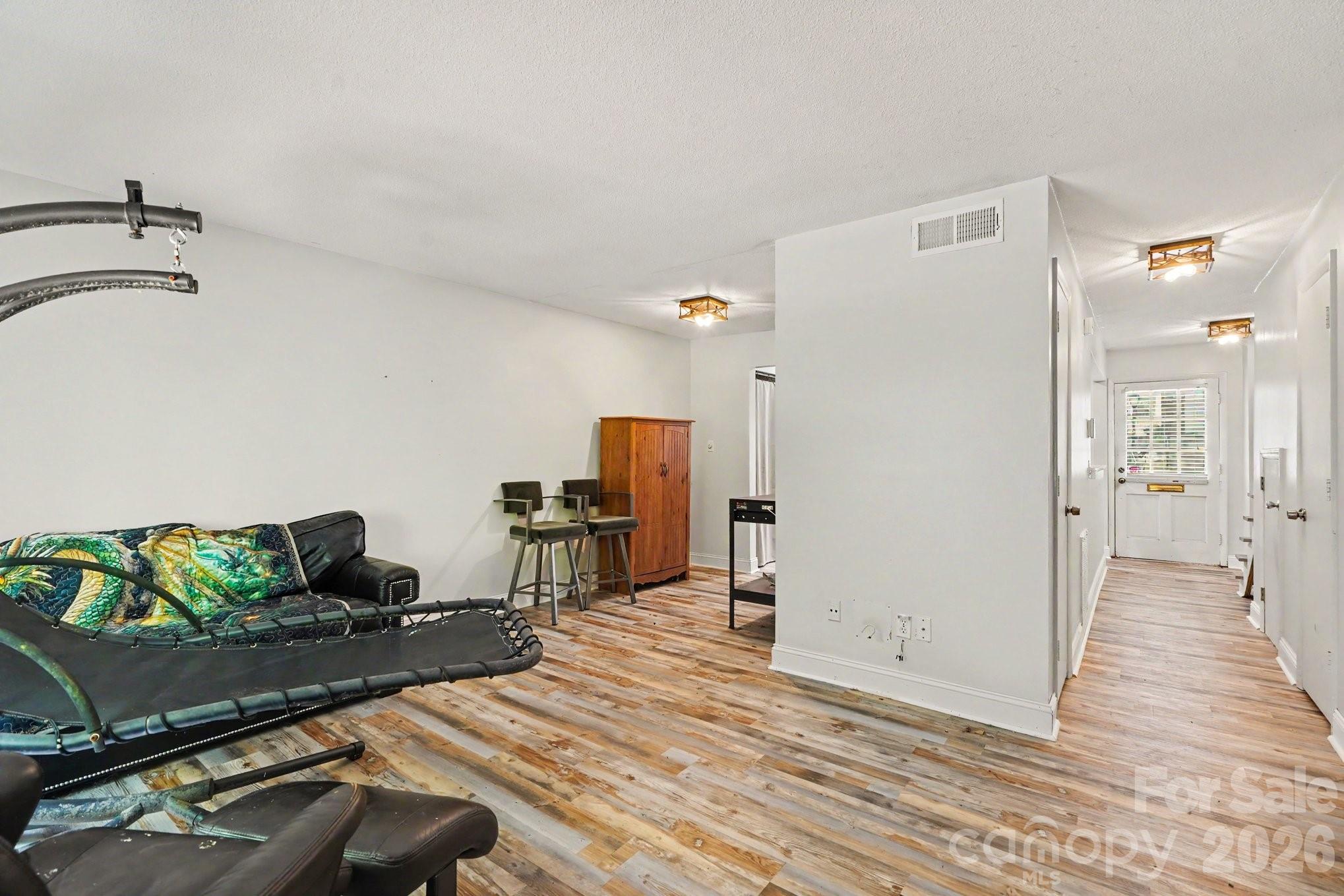 Photo 4 of 4605 Hedgemore DriveH, Charlotte, NC