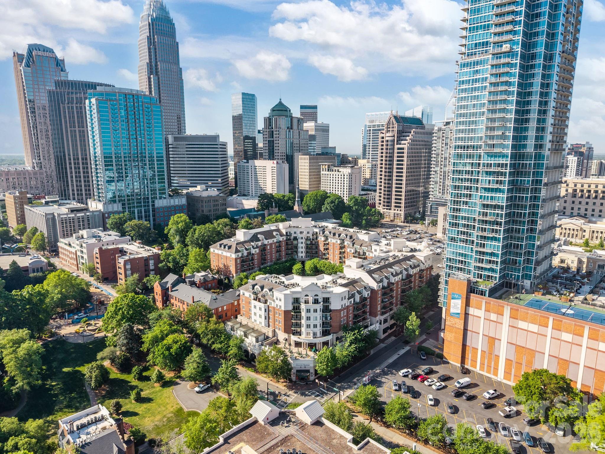 Photo 36 of 300 W 5th Street809, Charlotte, NC