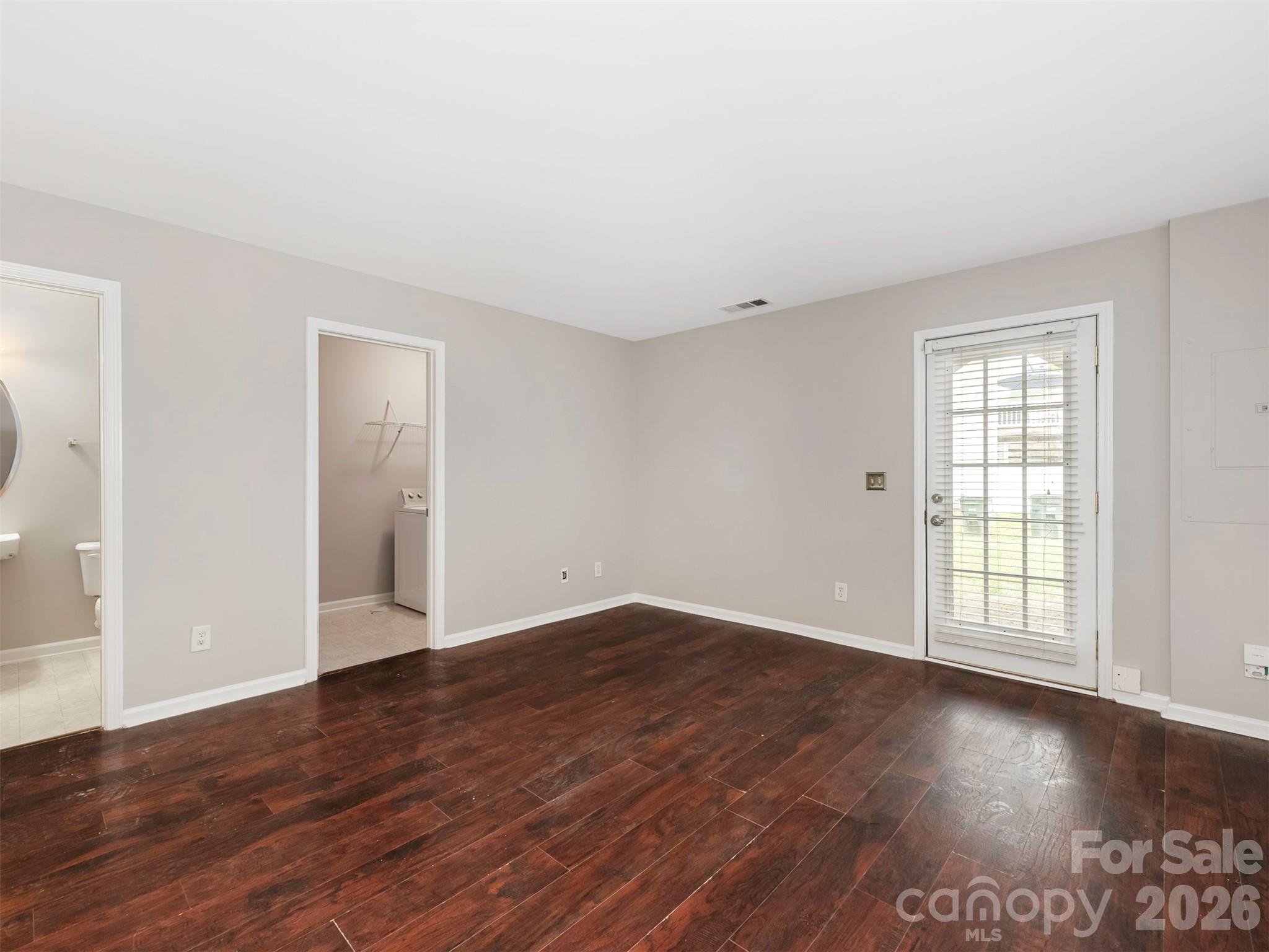 Photo 5 of 980 Tiger Lane, Charlotte, NC
