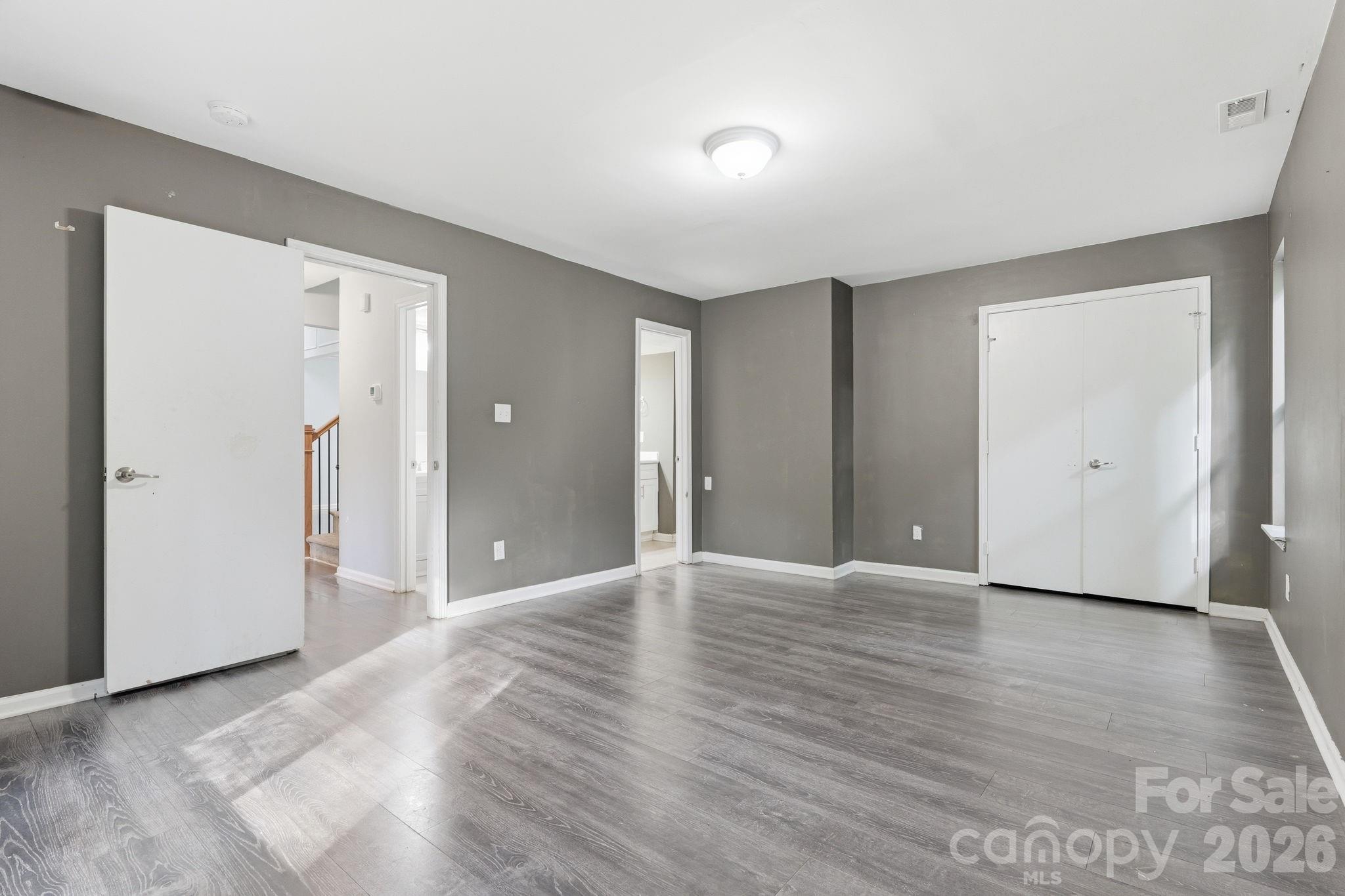 Home for sale at 7401 Park Vista Circle, Charlotte, NC — photo 7 of 33
