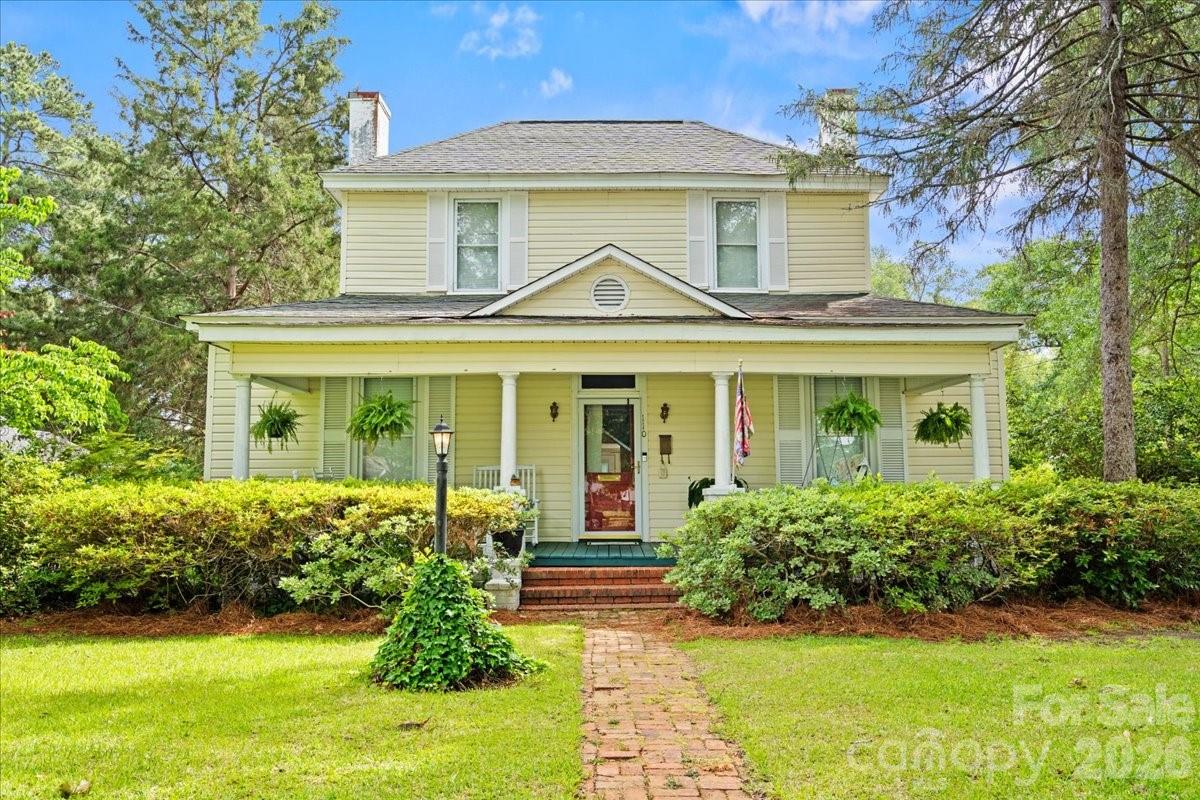 110 Huger Street, Cheraw, SC - photo 1 of 45