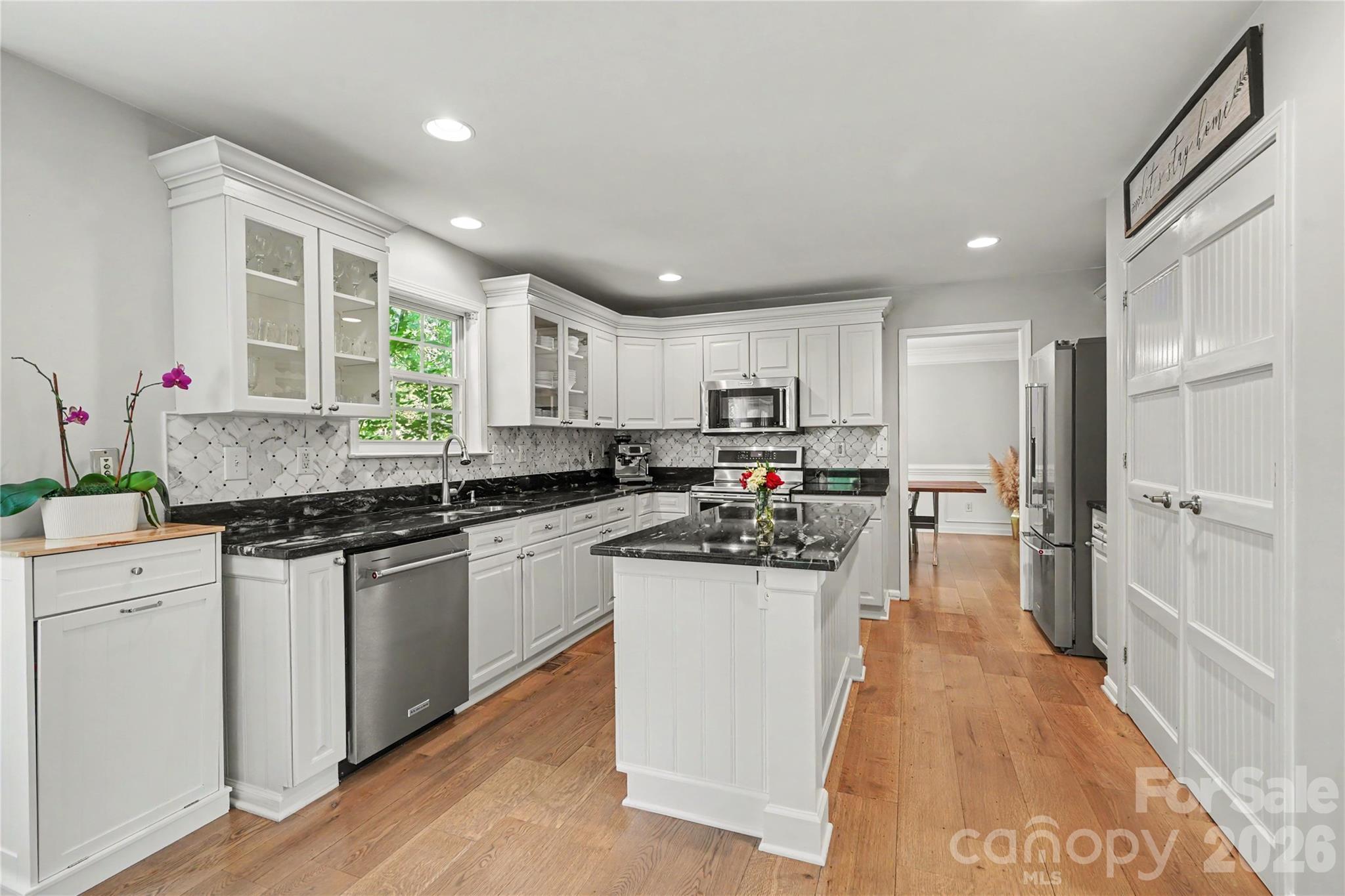 Photo 3 of 9209 Morgan Glenn Drive, Mint Hill, NC
