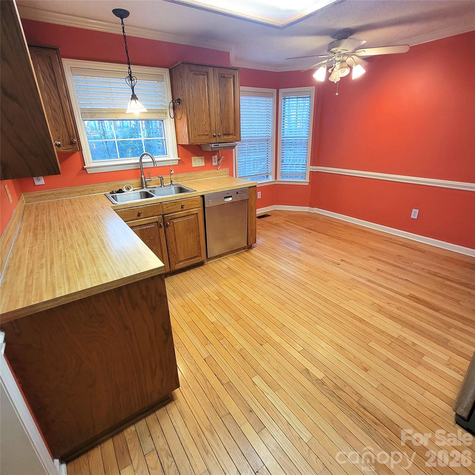 1009 Hunley Hill Court, Matthews, NC - photo 9 of 46