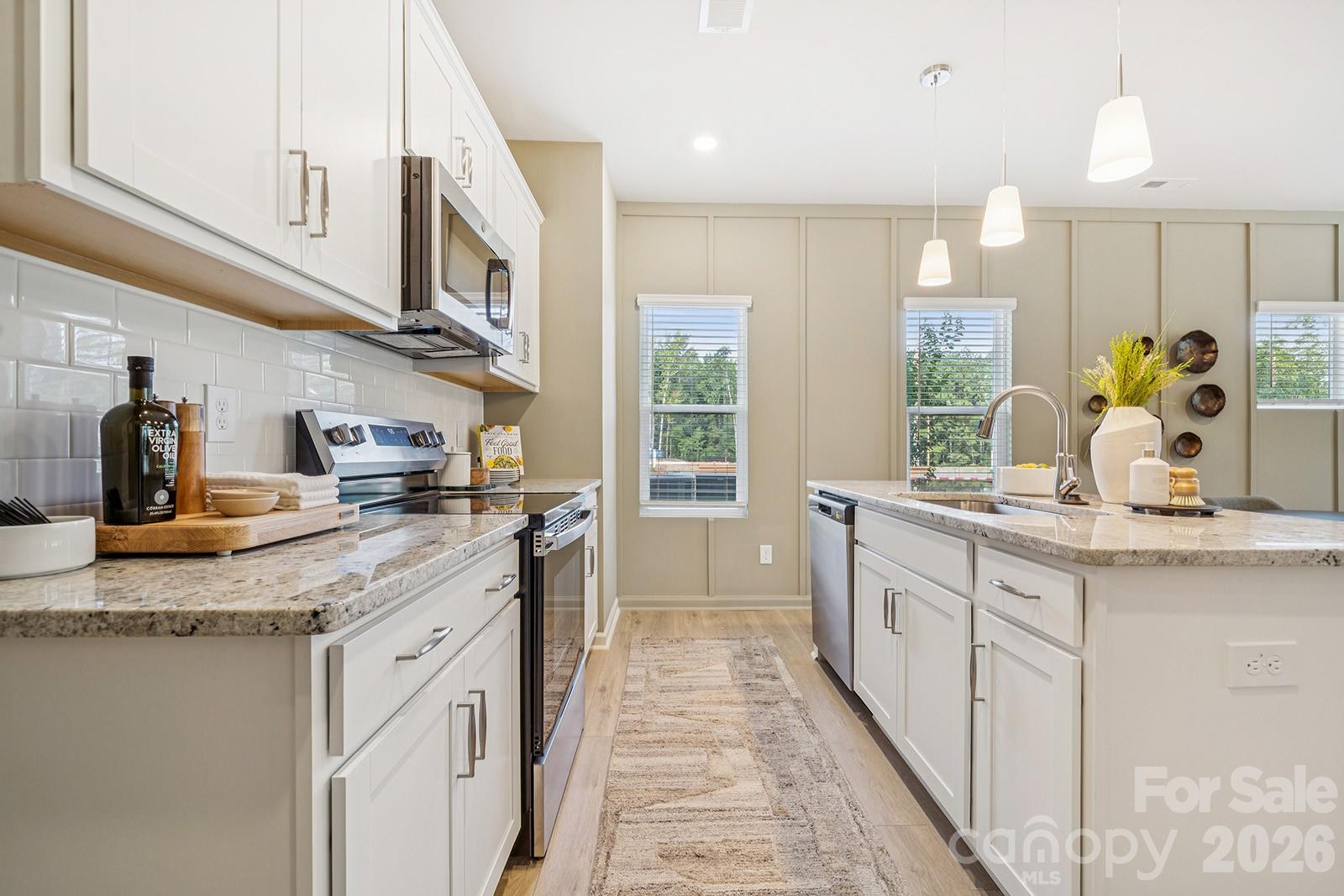 Photo 10 of 4636 Lakeview Road, Charlotte, NC