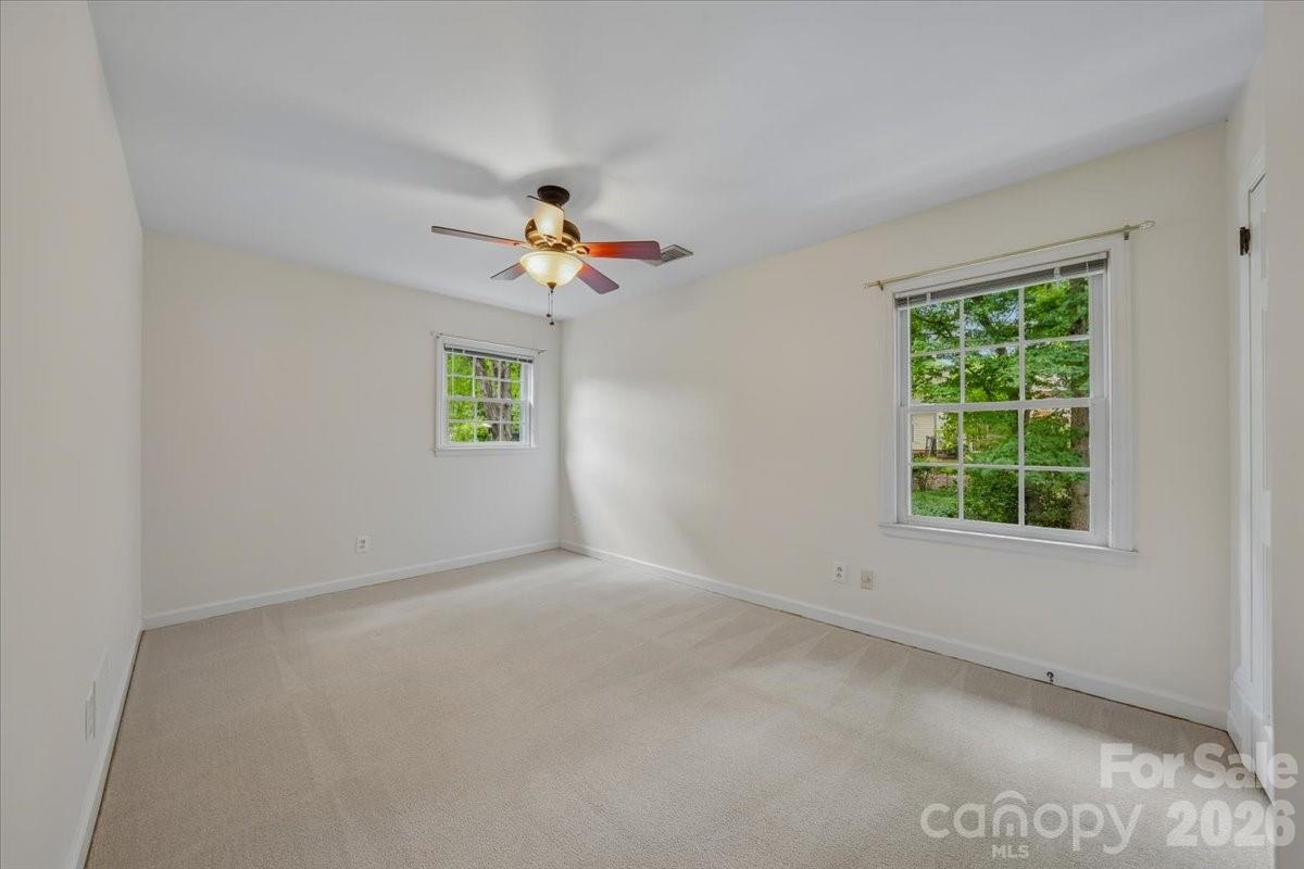 Photo 23 of 1024 Court Drive, Charlotte, NC