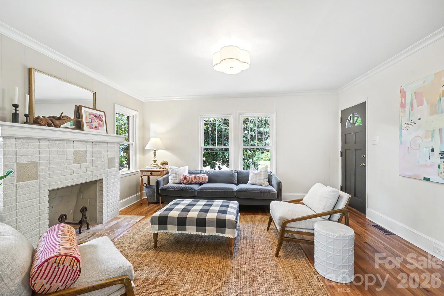 Photo 4 of 1012 E 35th Street, Charlotte, NC
