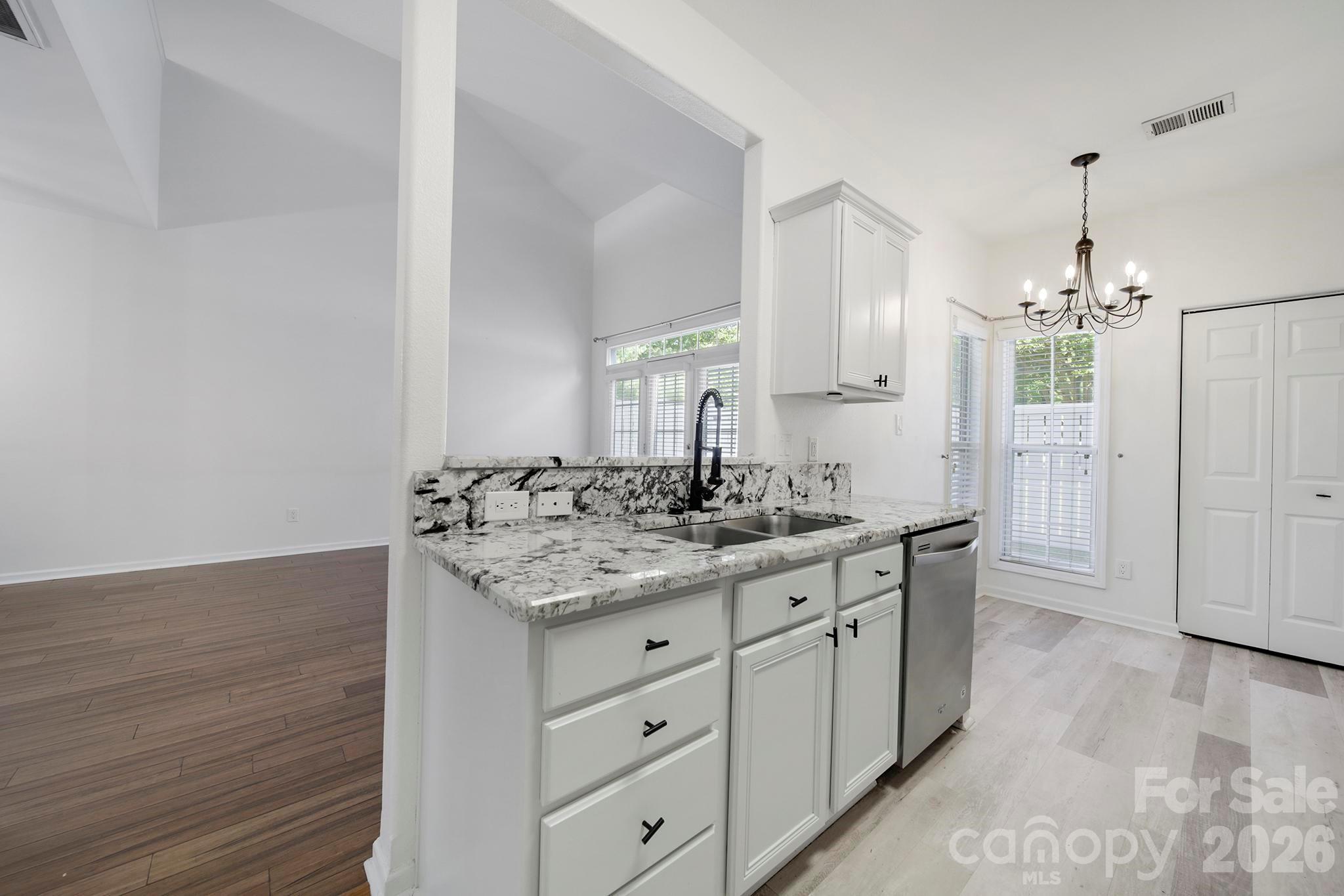 Photo 11 of 14721 Lions Pride Court, Charlotte, NC