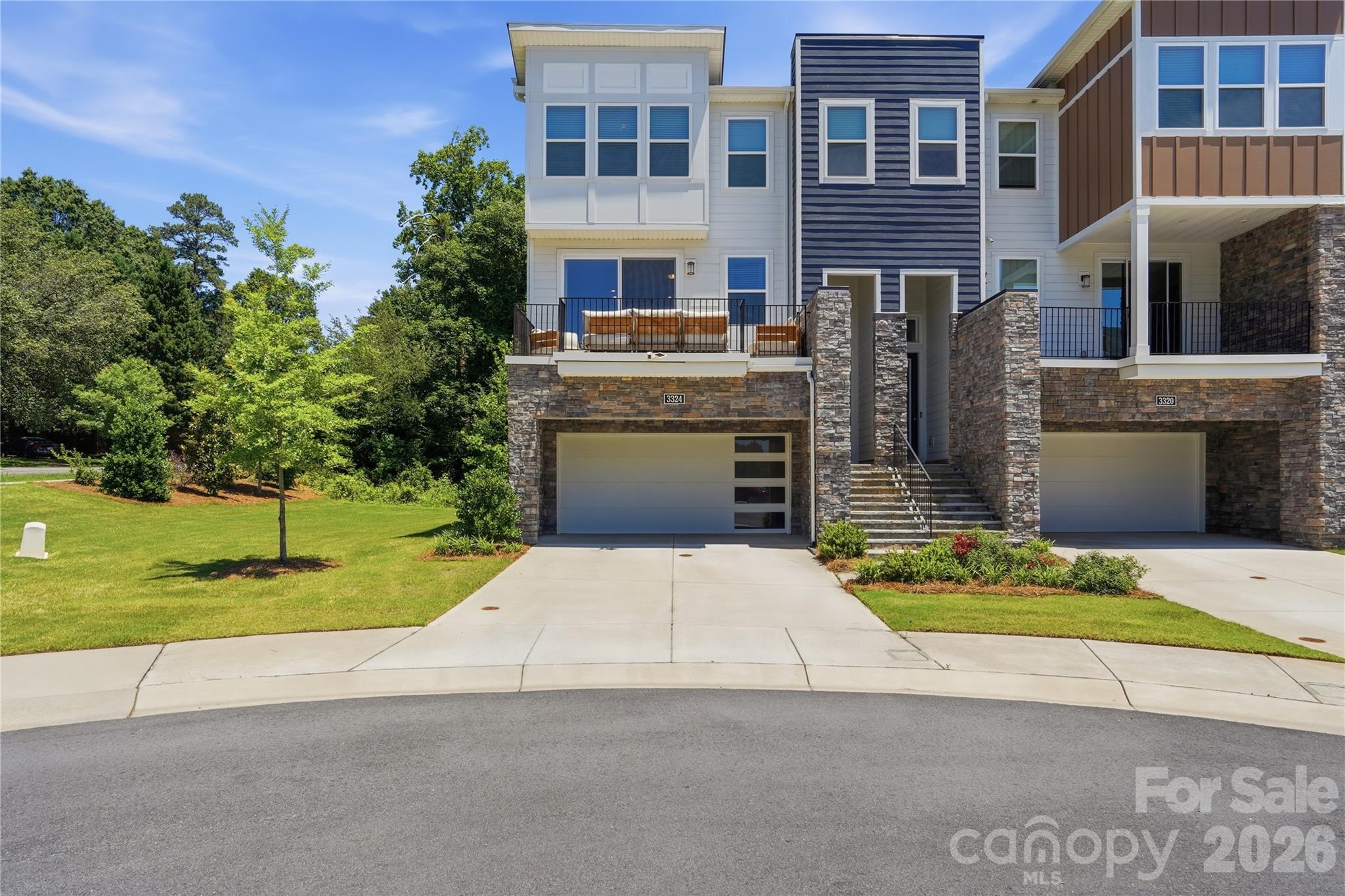 Home for sale at 3324 Treble Court, Charlotte, NC — photo 1 of 41