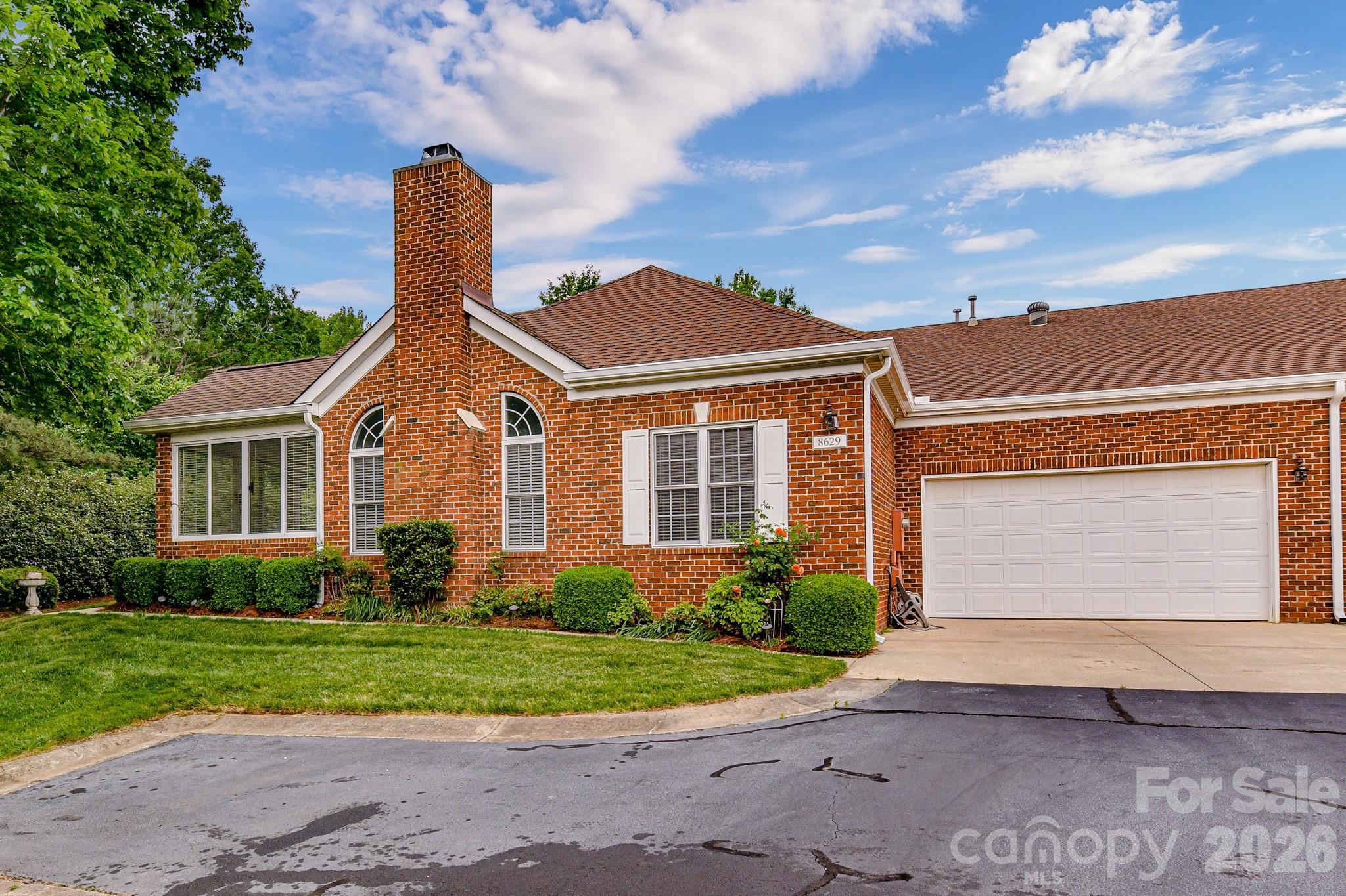 Photo 2 of 8629 Windsor Ridge Drive, Charlotte, NC
