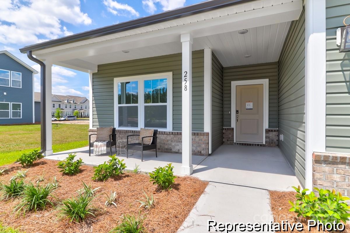 Photo 2 of 1753 Autumn Banks Way76p, High Shoals, NC