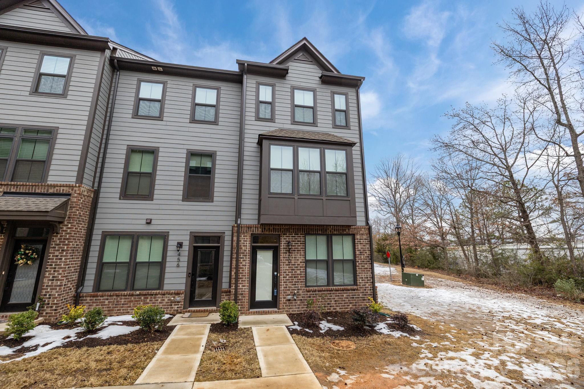 Home for sale at 460 Spearfield Lane, Charlotte, NC — photo 1 of 34