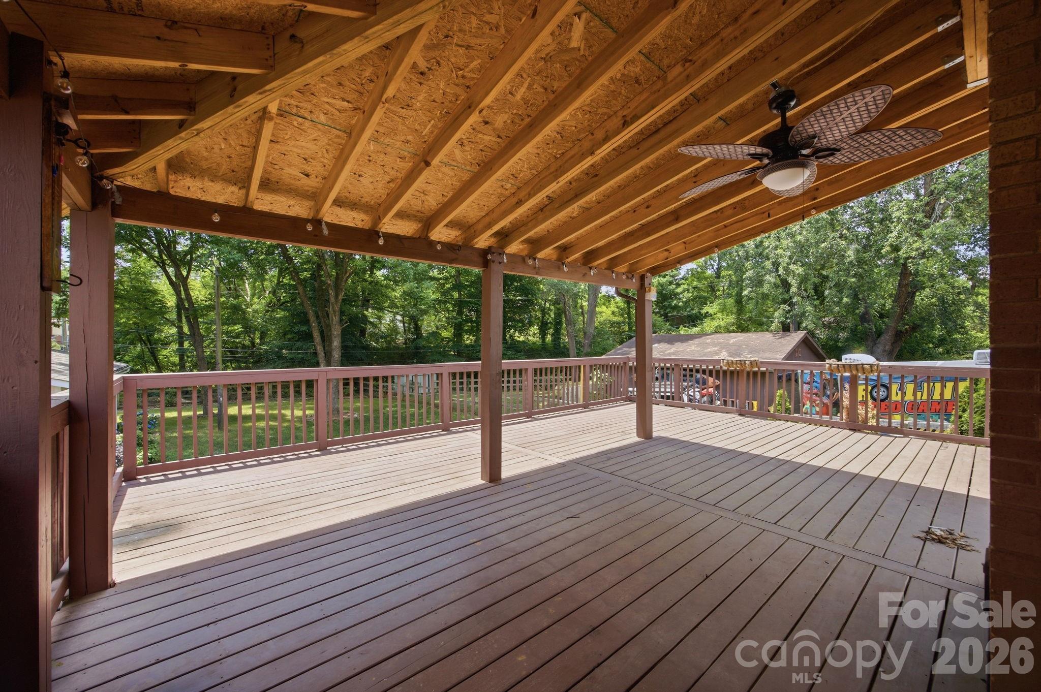 6727 Glenmoor Drive, Charlotte, NC - photo 25 of 32
