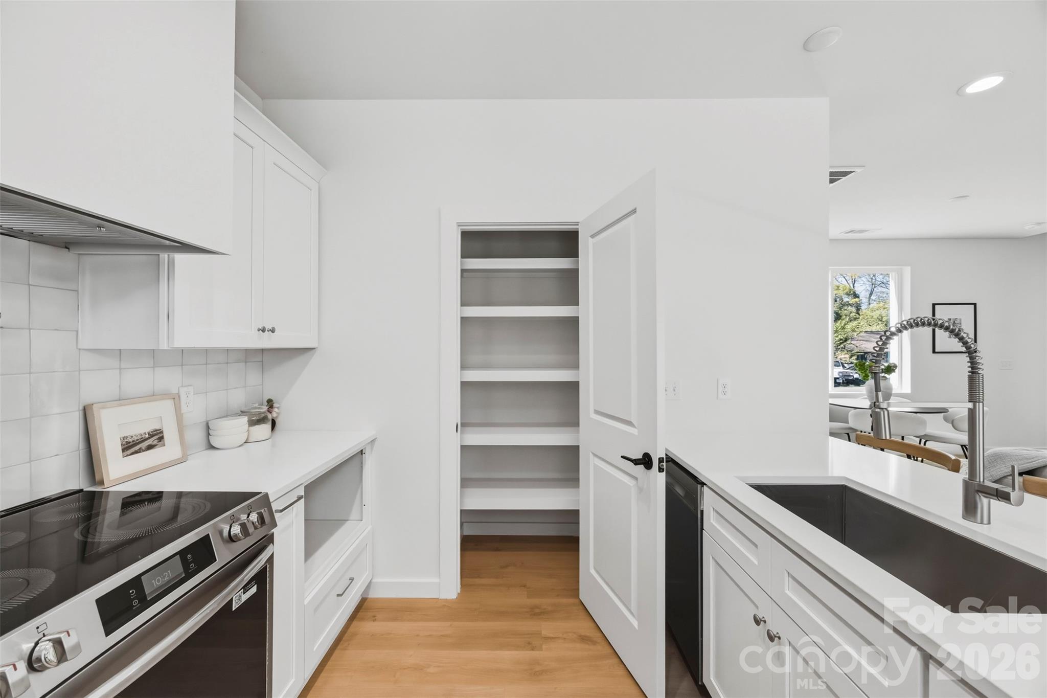 1037 Garringer Place, Charlotte, NC - photo 10 of 30