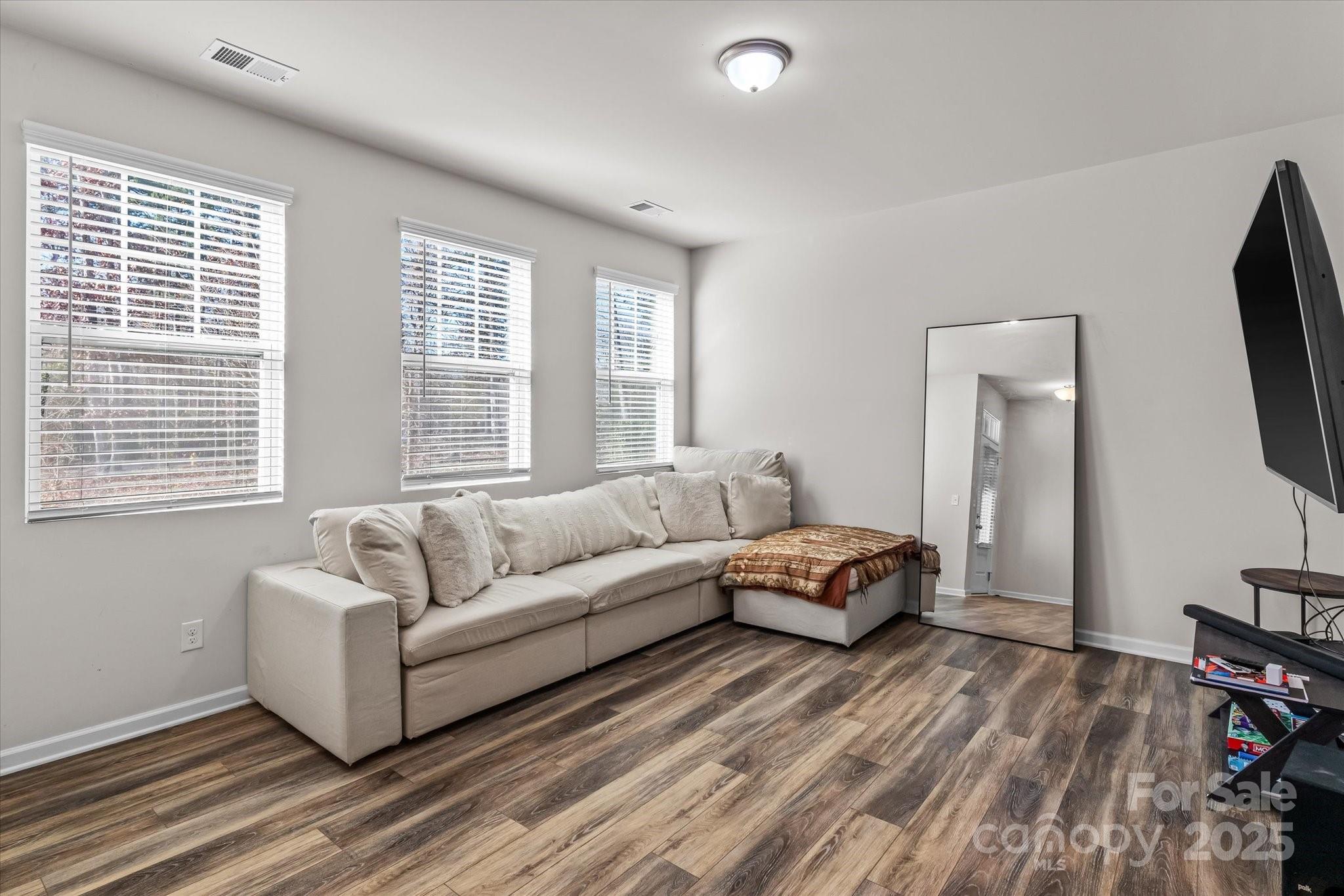 Photo 5 of 1564 Galloway Road, Charlotte, NC
