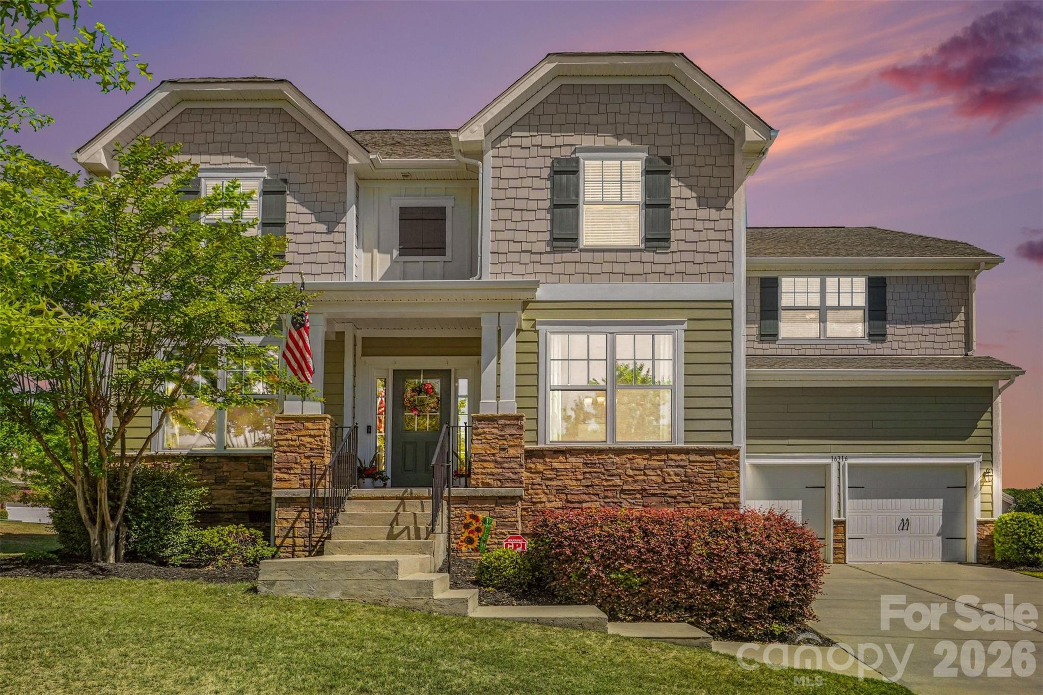 Photo 3 of 16316 Thoroughbred Trace Lane, Charlotte, NC